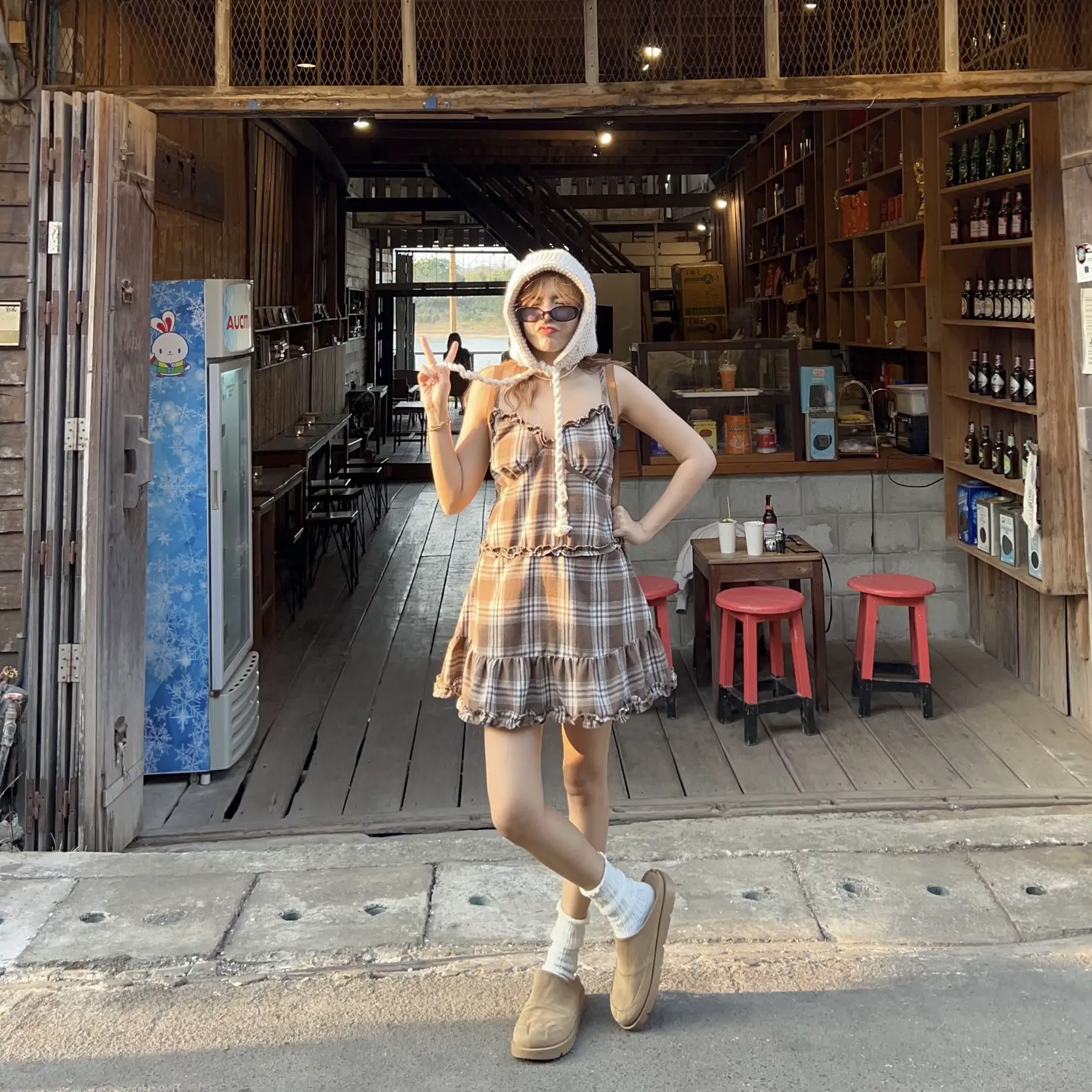 Outfit ideas พร้อมบอกพิกัด | แกลเลอรีที่โพสต์โดย Chaya | Lemon8