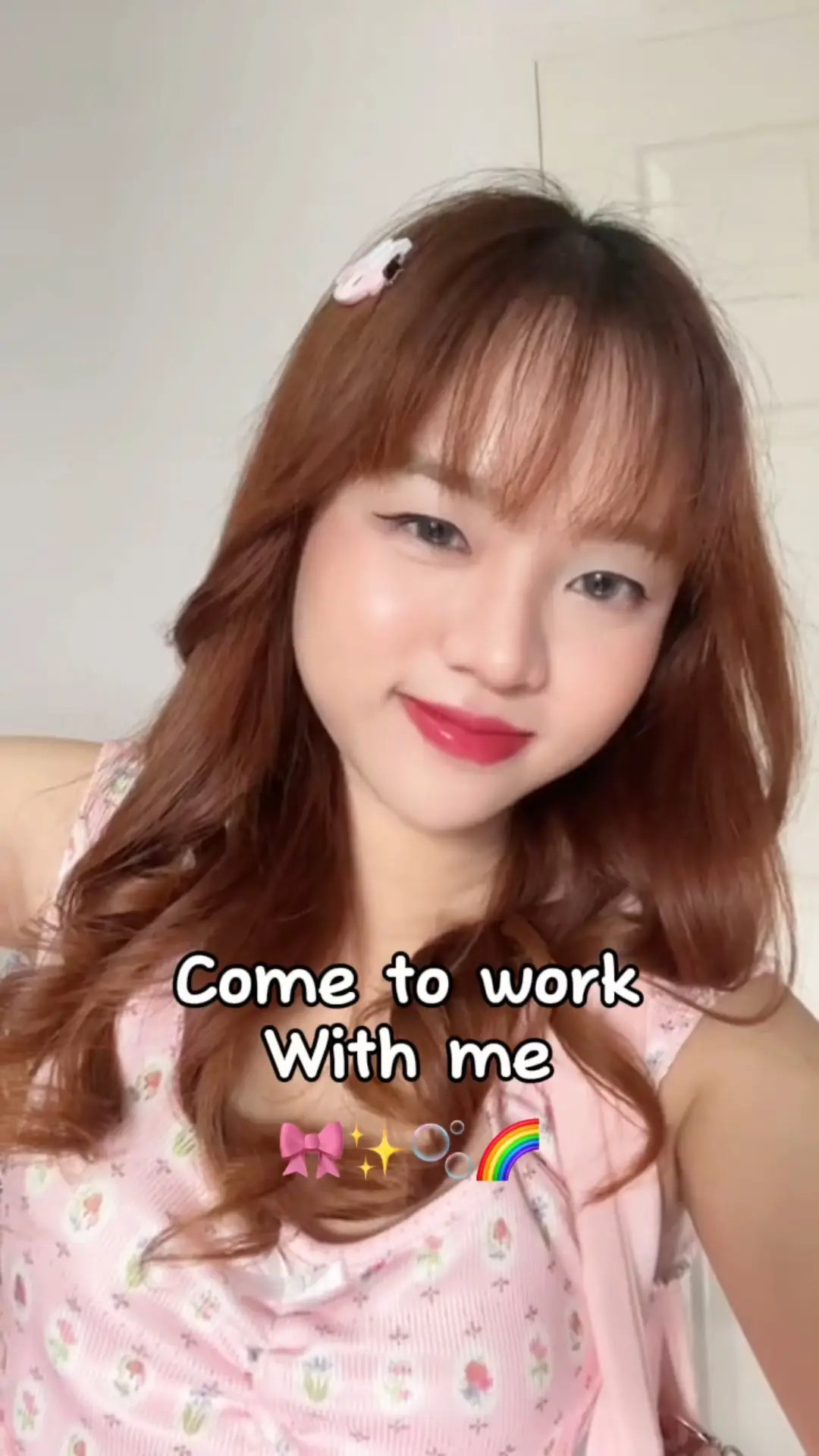 Come to work with me 🎀👩🏼‍💻 | วิดีโอที่เผยแพร่โดย p_cartoons | Lemon8