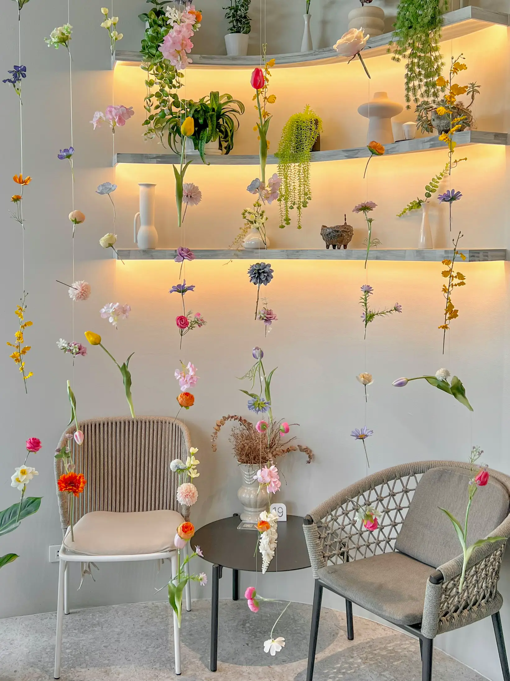 🌷คาเฟ่ brunch น่ารักๆ ที่พัทยา บรรยากาศดีมาก!🥣🌳 | แกลเลอรีที่โพสต์โดย Jabchaith | Lemon8