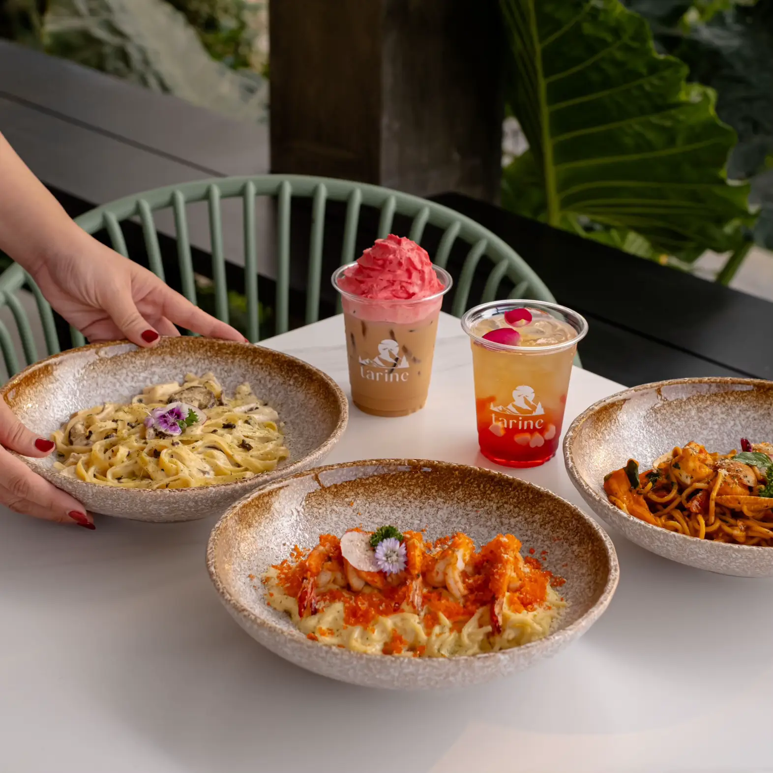 Tarine 🌳🍃☕️ | แกลเลอรีที่โพสต์โดย คาเฟ่ไปเรื่อย | Lemon8