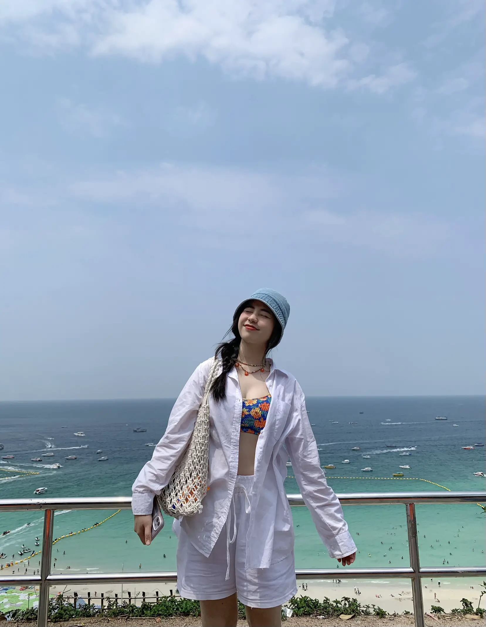 OOTD on the Beach 🌊🪸🐬💙 | แกลเลอรีที่โพสต์โดย filmsrp 🌷 | Lemon8