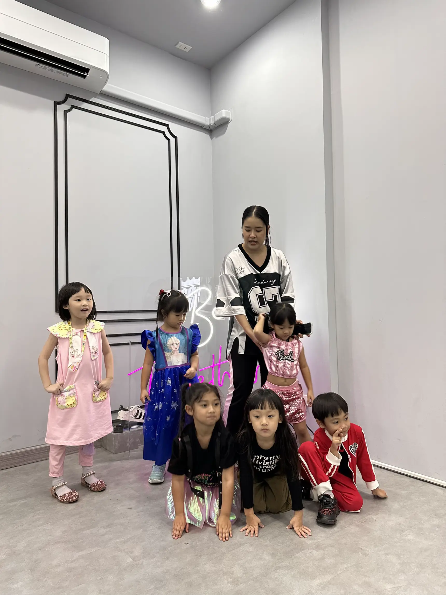 พาลูกเรียนเต้นครั้งแรกที่ Side Step Studio 💃