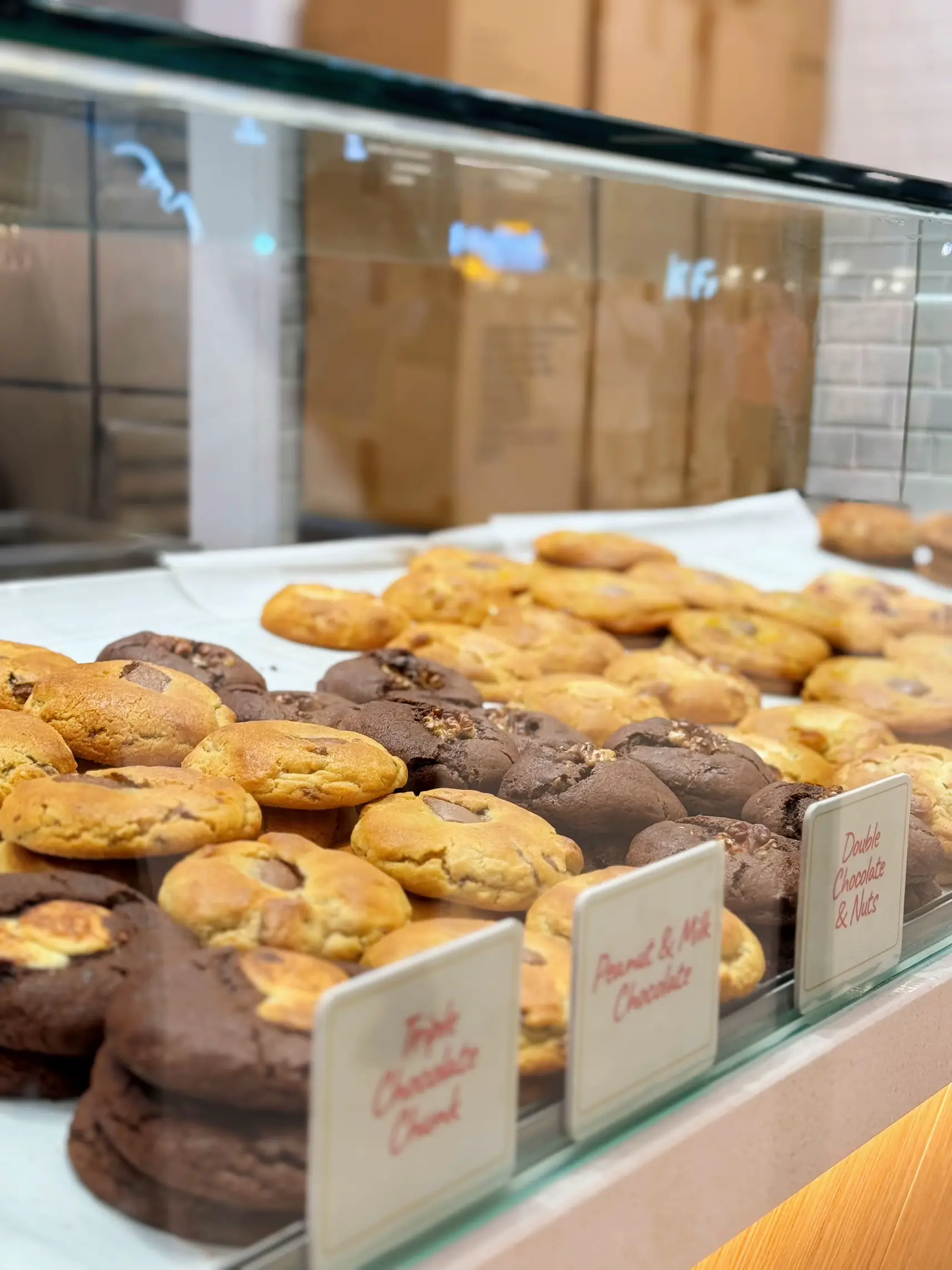 Long-awaited Ben’s Cookies is finally here 🍪🍪🍪 | Galeri disiarkan oleh ...