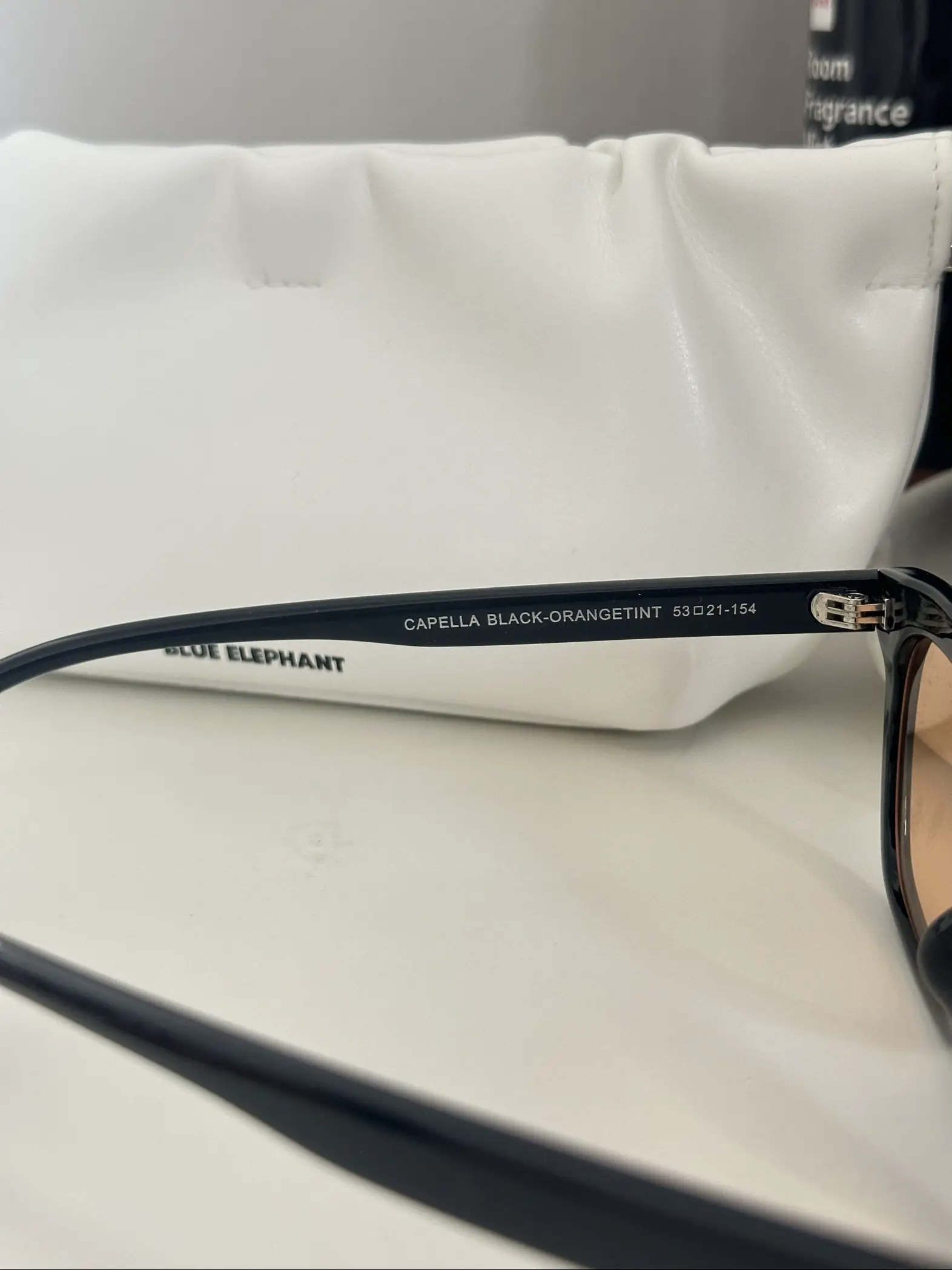 แว่นตาแบรนด์ดังสุดฮิตจากเกาหลี🛍 | แกลเลอรีที่โพสต์โดย seenamz | Lemon8