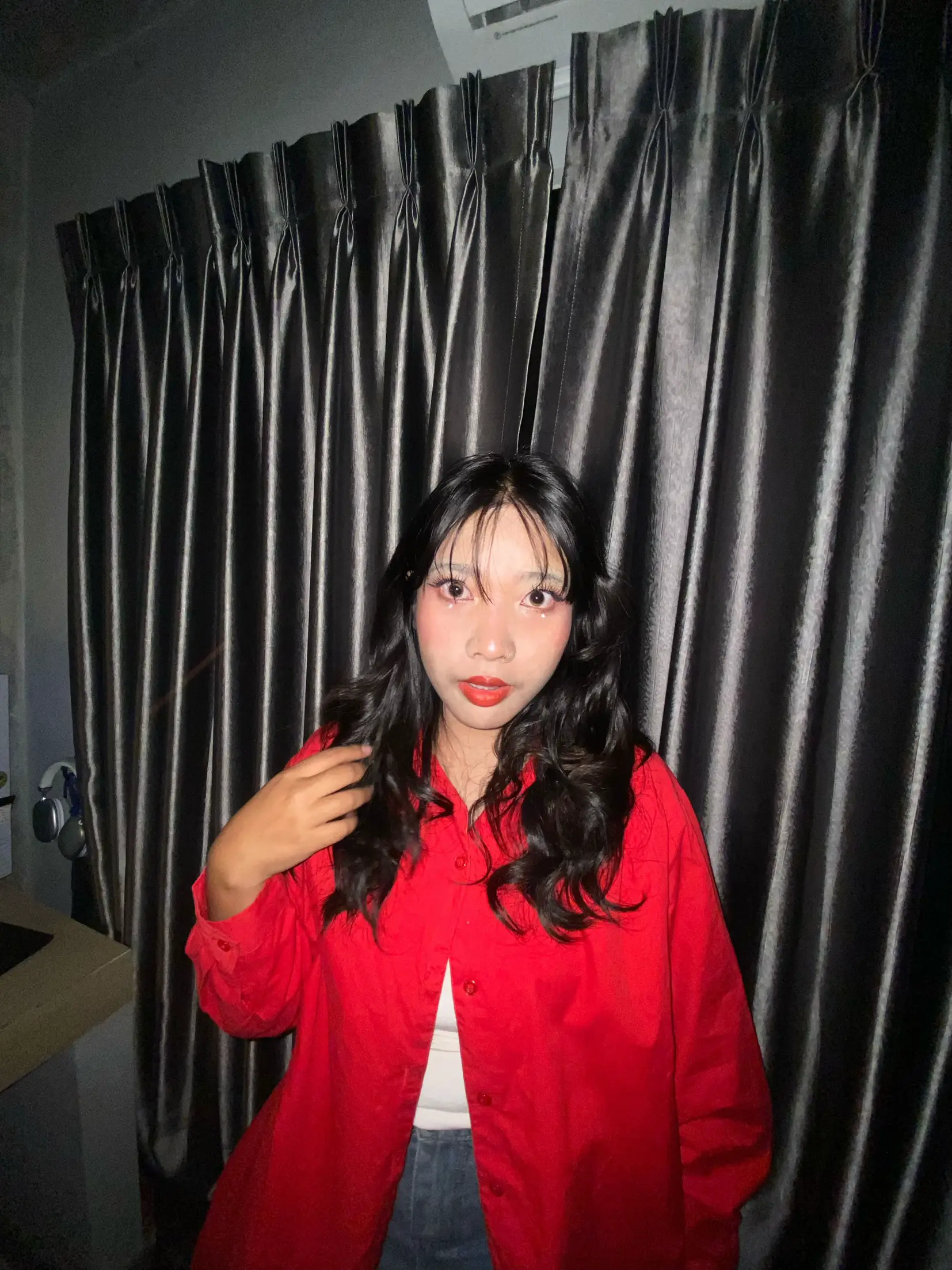 ติดเพชรให้หน้าเฟี้ยว💄💖 | แกลเลอรีที่โพสต์โดย Bua Bua | Lemon8