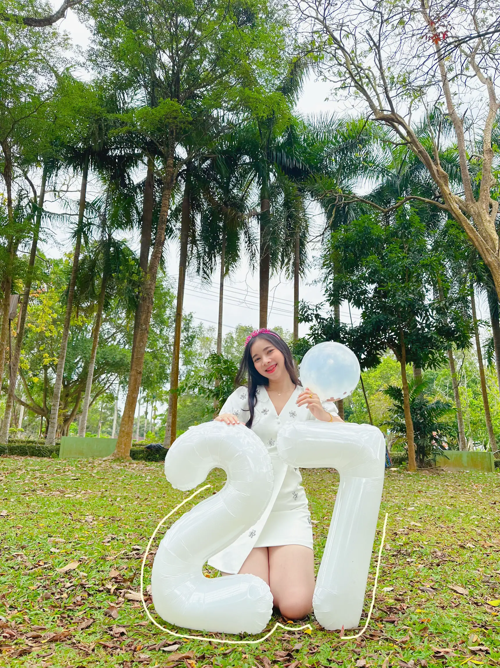 ไอเดีย ถ่ายรูปกับลูกโป่งวันเกิด | แกลเลอรีที่โพสต์โดย Lukpat🤍 | Lemon8