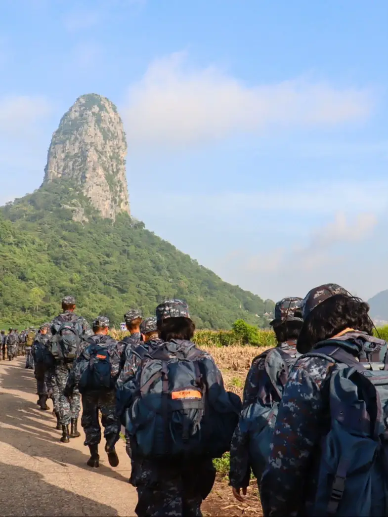 รีวิวทหารอากาศหญิง ️ | แกลเลอรีที่โพสต์โดย ปอสอ | Lemon8