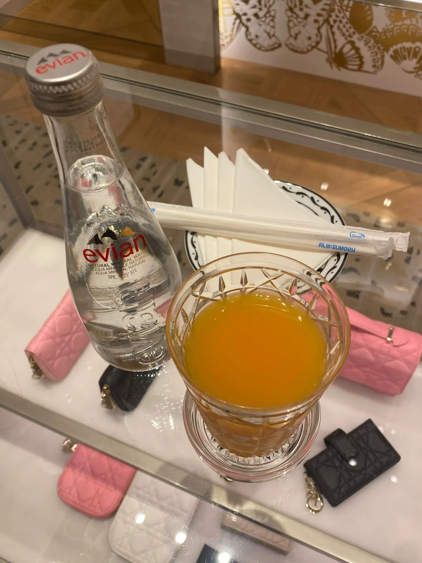 กระเป๋าดิออร์ที่ฉันใฝ่ฝัน | แกลเลอรีที่โพสต์โดย Somza | Lemon8