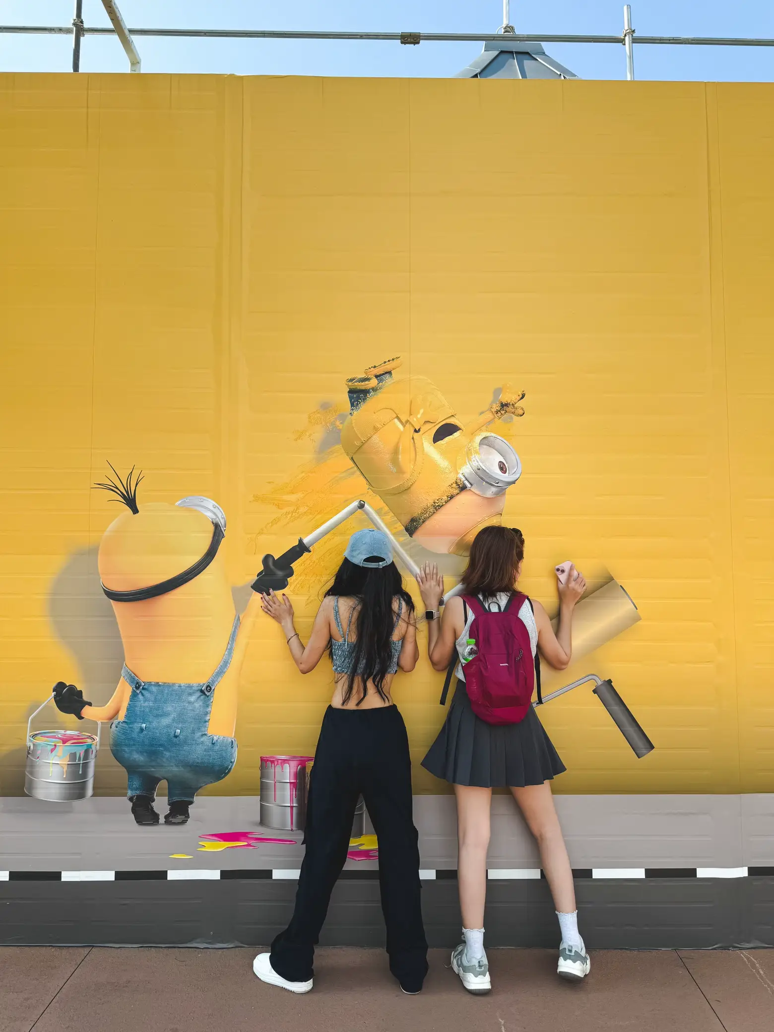 สาวก minion ก็ต้องมาแล้วล่ะ universal singapore😍 | แกลเลอรีที่โพสต์โดย Toeii Nawarat | Lemon8