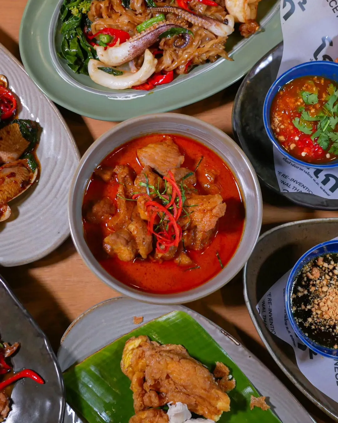 ร้านKOKO SIAM1996 โฉมใหม่ | แกลเลอรีที่โพสต์โดย KiNGStreetFood | Lemon8