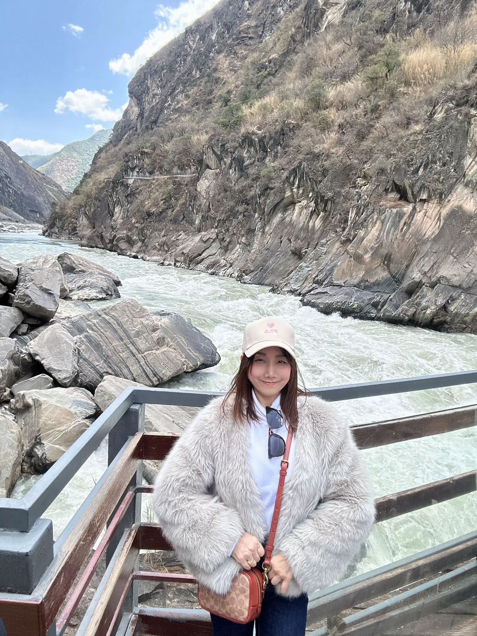 ทริปต้าลี่ ลี่เจียง สวยมากค่ะ ️💕 | แกลเลอรีที่โพสต์โดย Aoy Zaa | Lemon8