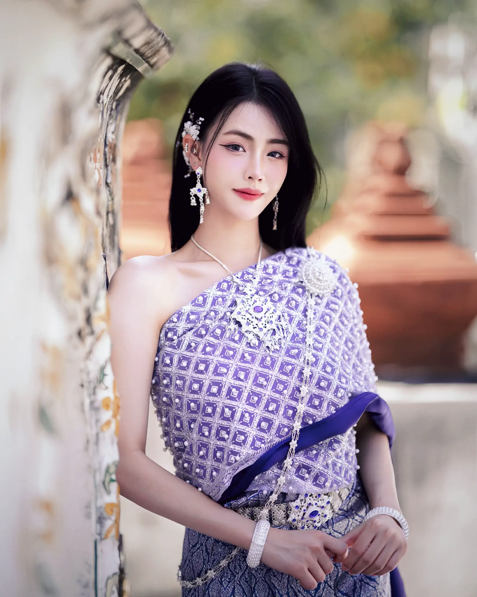 พาไปแต่งชุดไทยที่วัดอรุณงบ 200 บาท! ️ | แกลเลอรีที่โพสต์โดย jab | Lemon8