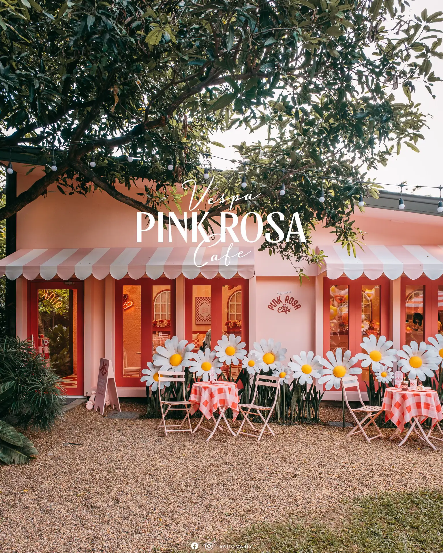 Vespa Open World Pink Heart Gold Cast "Pink Rosa Cafe" | Gallery posted ...