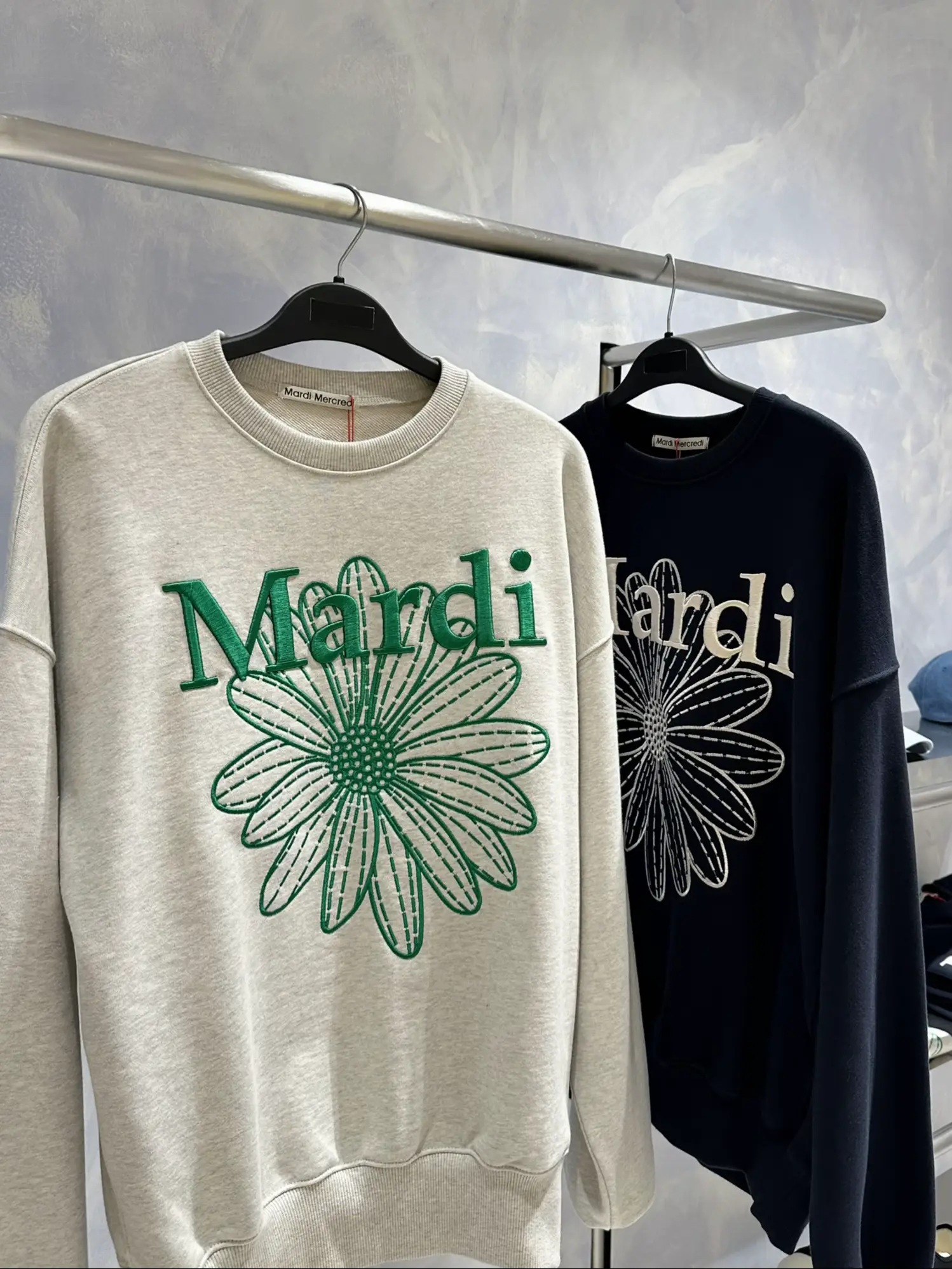 Mardi Mercredi Official Store มาเปิดที่ไทยแล้วววว🎉💕 | แกลเลอรีที่โพสต์ ...