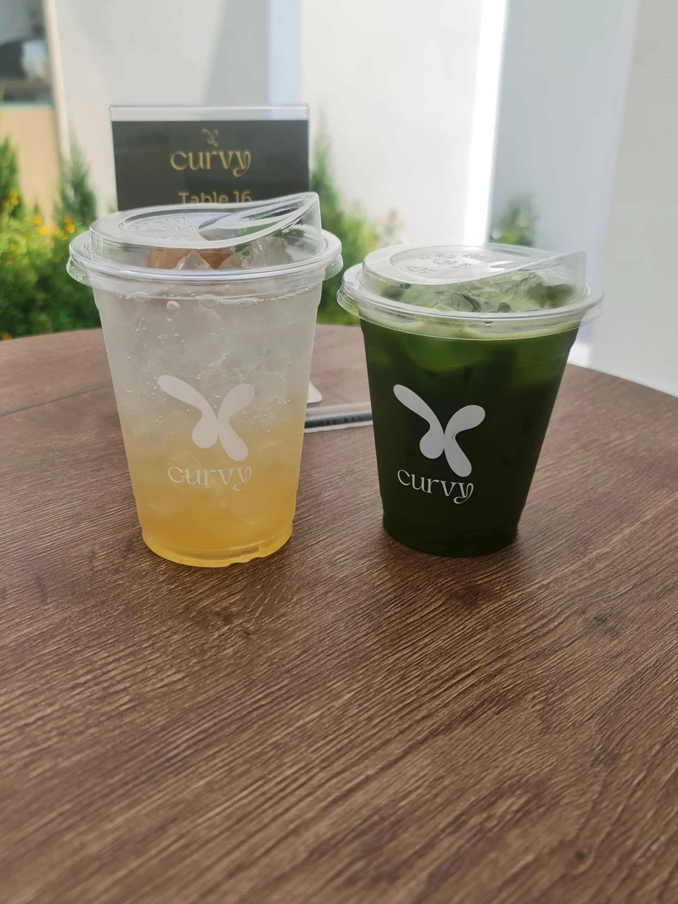 Curvy.dining คาเฟ่เปิดใหม่ย่านกรุงเทพกรีฑา | แกลเลอรีที่โพสต์โดย Sukanya Boontha | Lemon8