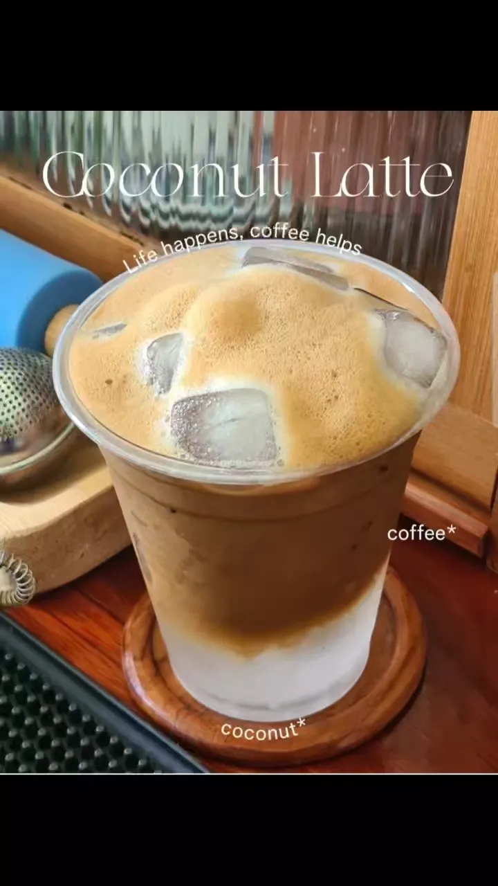 Coconut coffee🥥 | วิดีโอที่เผยแพร่โดย บ้านติดสวน🏡 | Lemon8