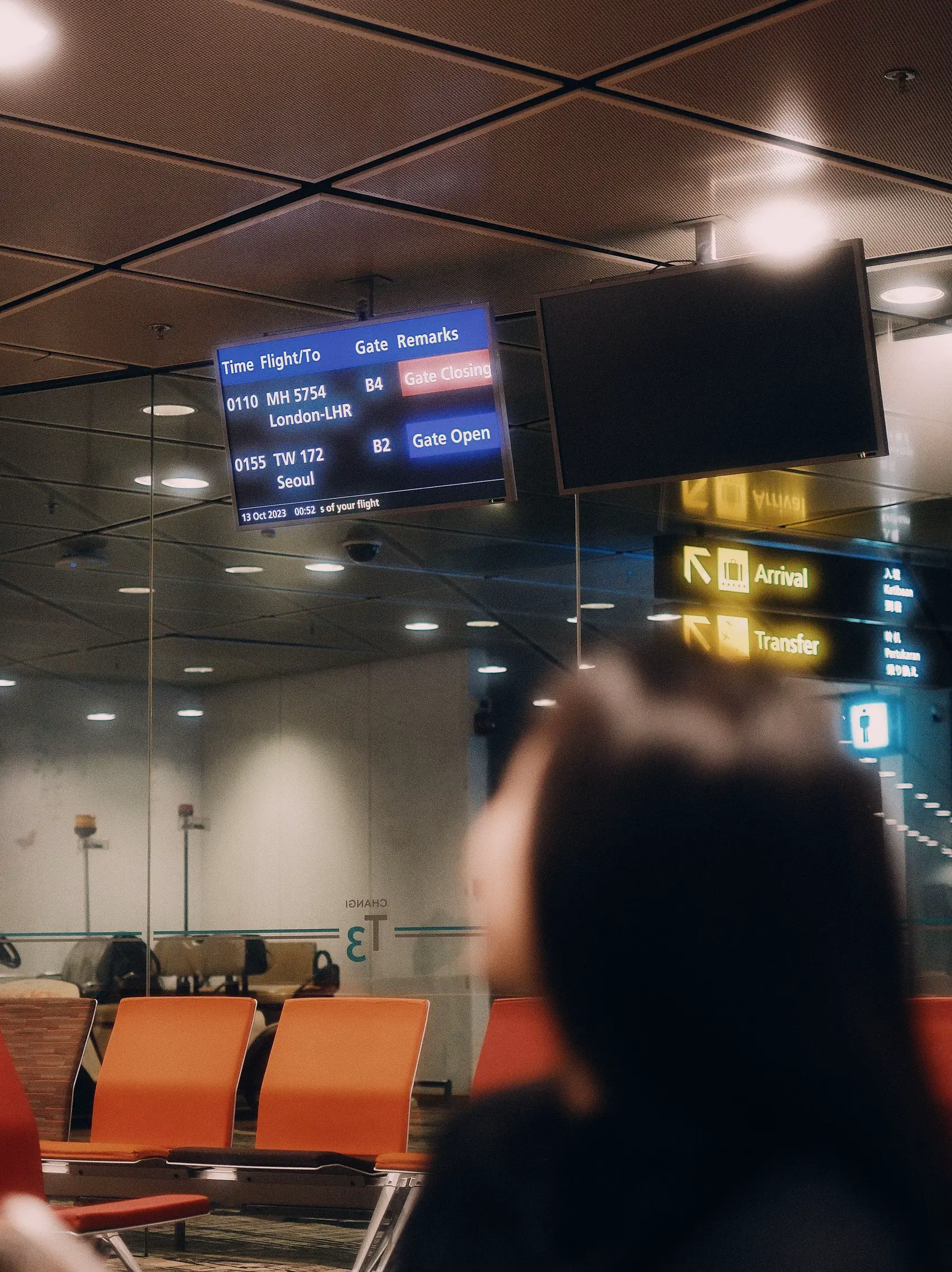 CATCHING SUNRISE ON TWAY FLIGHT 🇸🇬🇰🇷 | Gallery posted by Katelyn | Lemon8