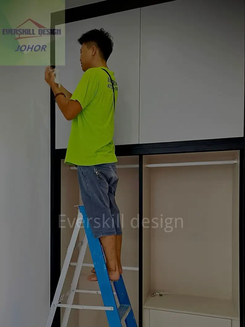 Customize wardrobe 👗🧥🥼Jb area📸📸 | Galeri disiarkan oleh Everskill jack | Lemon8