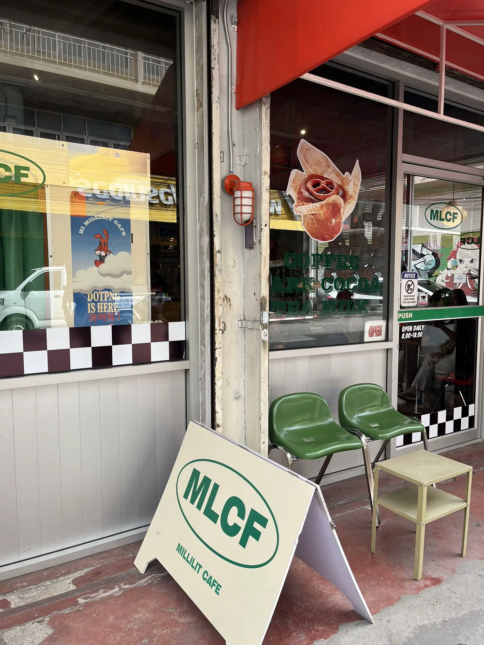 Millilit Cafe คาเฟ่ถนนช้างม่อยเชียงใหม่🐰🍪🧡 | แกลเลอรีที่โพสต์โดย sireeaom | Lemon8