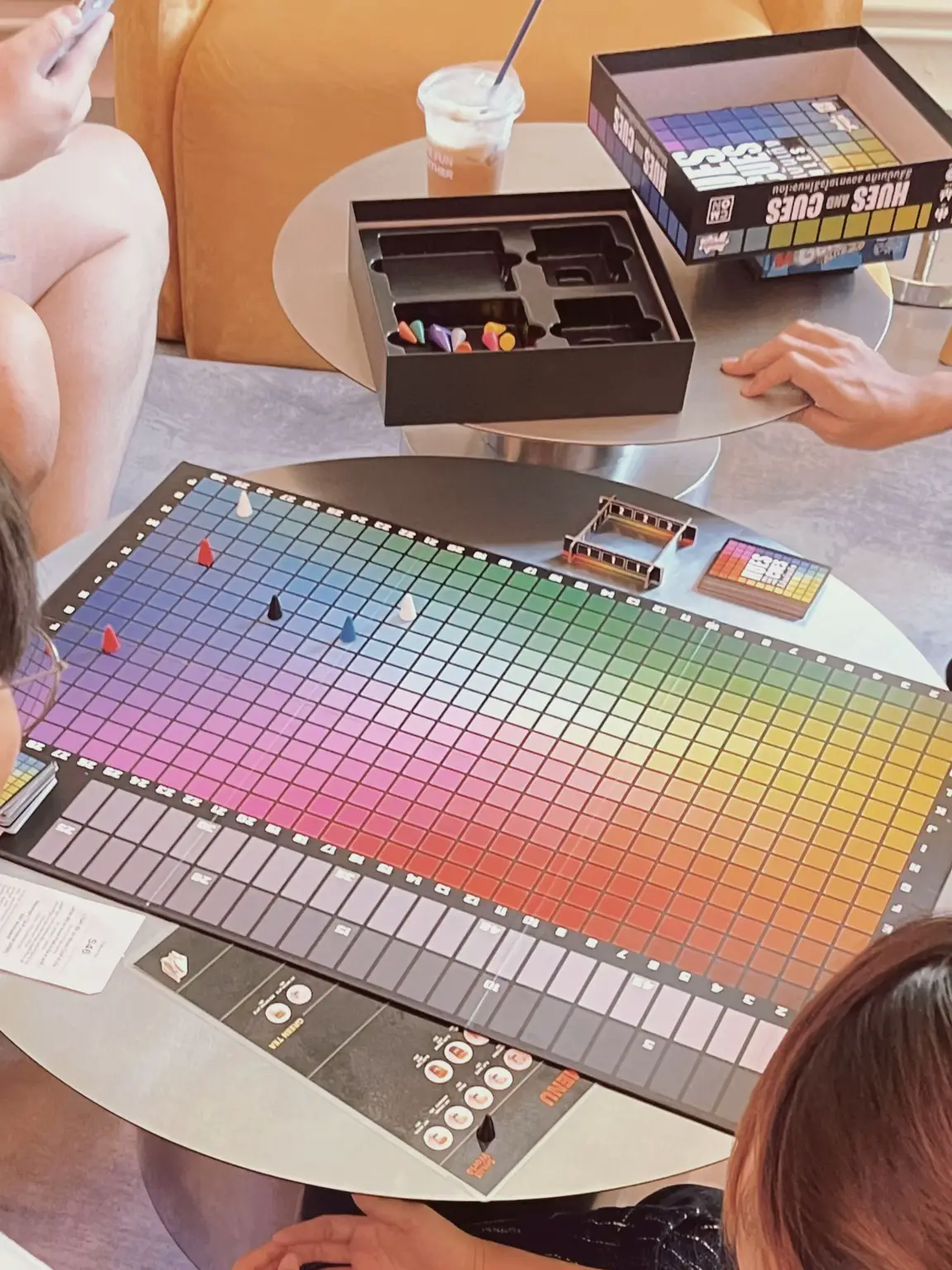 Such a small world 🎈Co-Playing Cafe 🎧 | แกลเลอรีที่โพสต์โดย 𝙋𝙋 ♡︎ | Lemon8