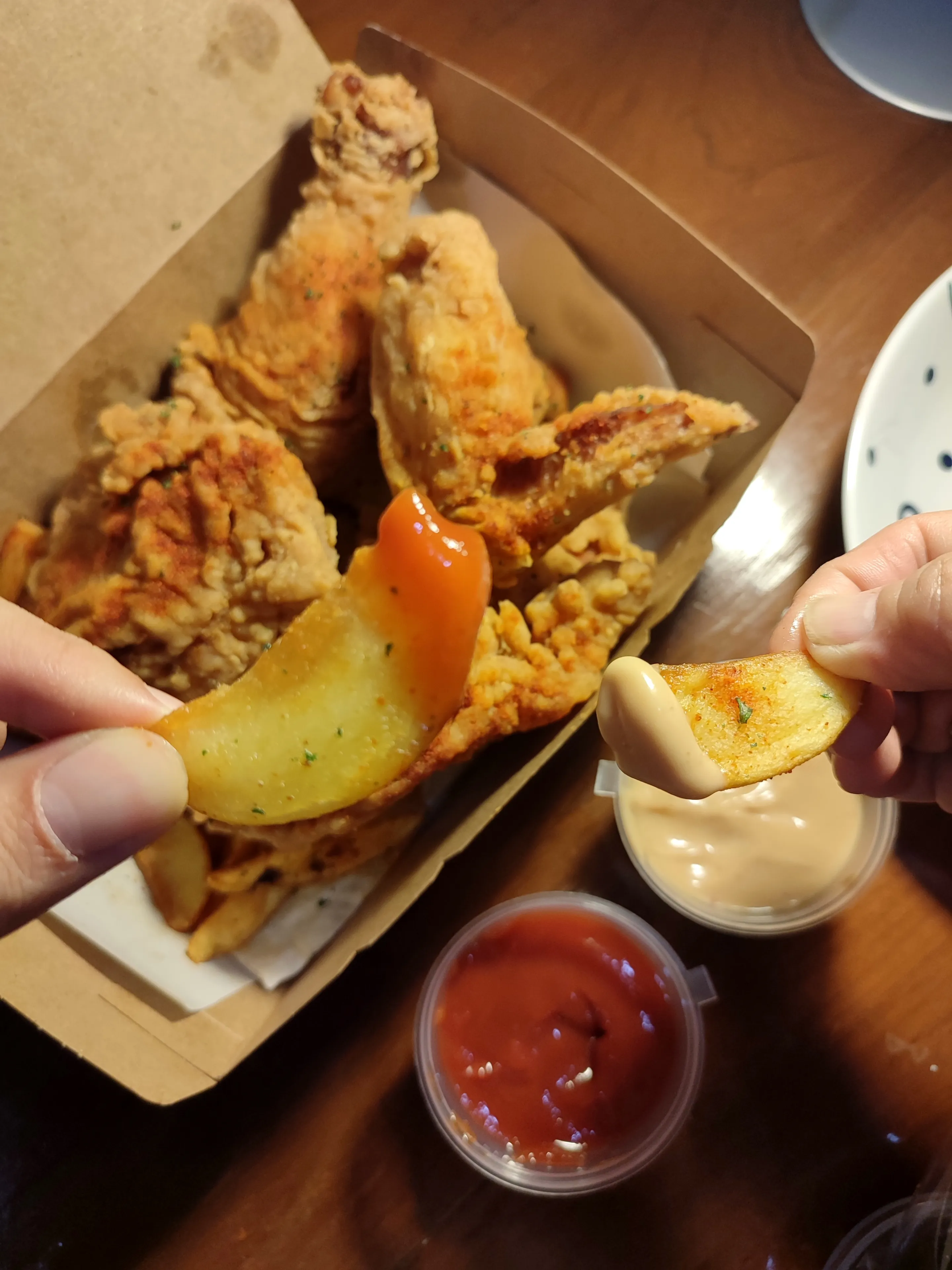 🍗😋 Henryfry 🍟 | แกลเลอรีที่โพสต์โดย Arnakin.bkk | Lemon8