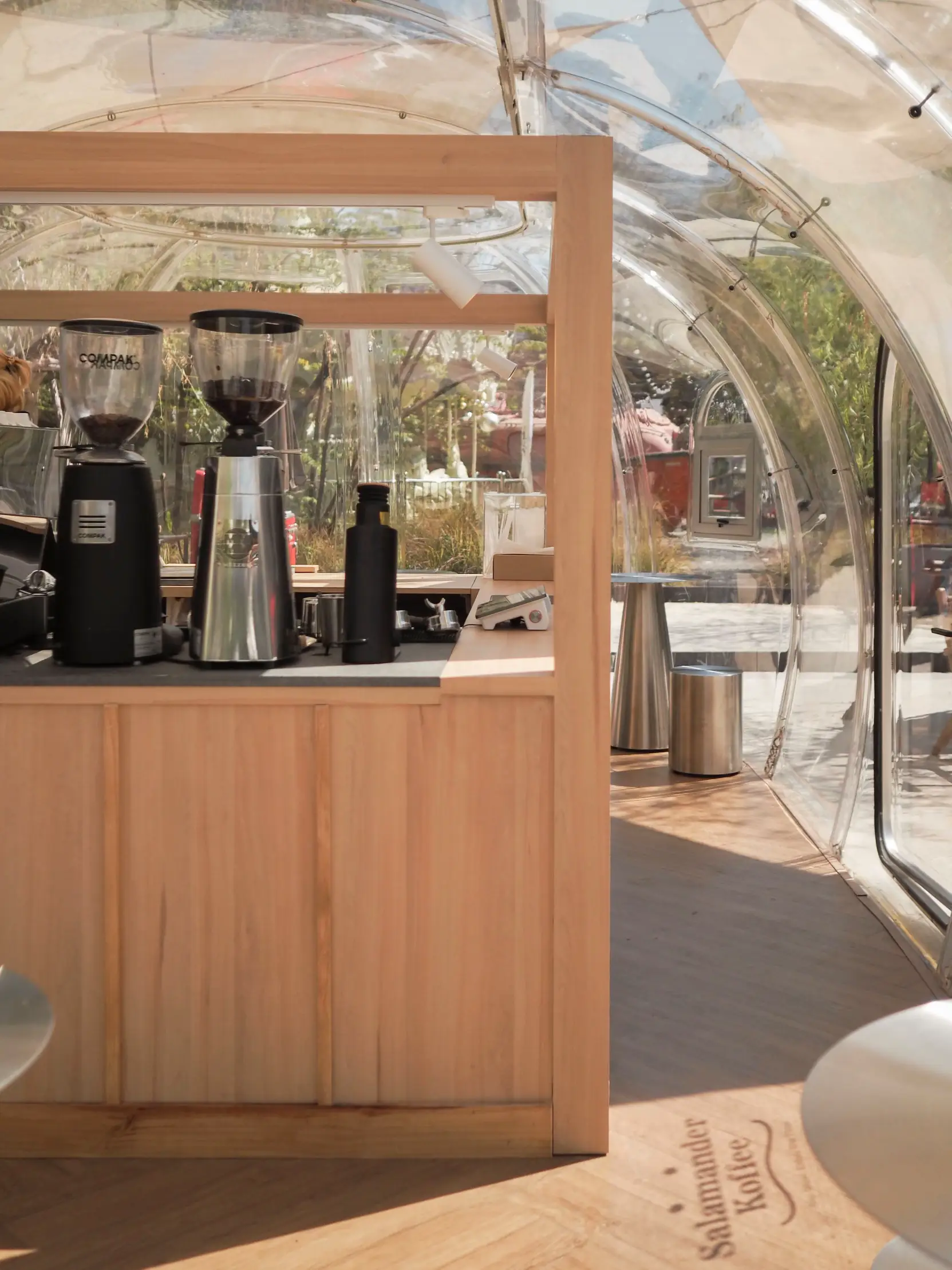 Cafe Bubble Dome เปิดใหม่ใจกลางกรุงเทพ!! | แกลเลอรีที่โพสต์โดย Ppair | Lemon8