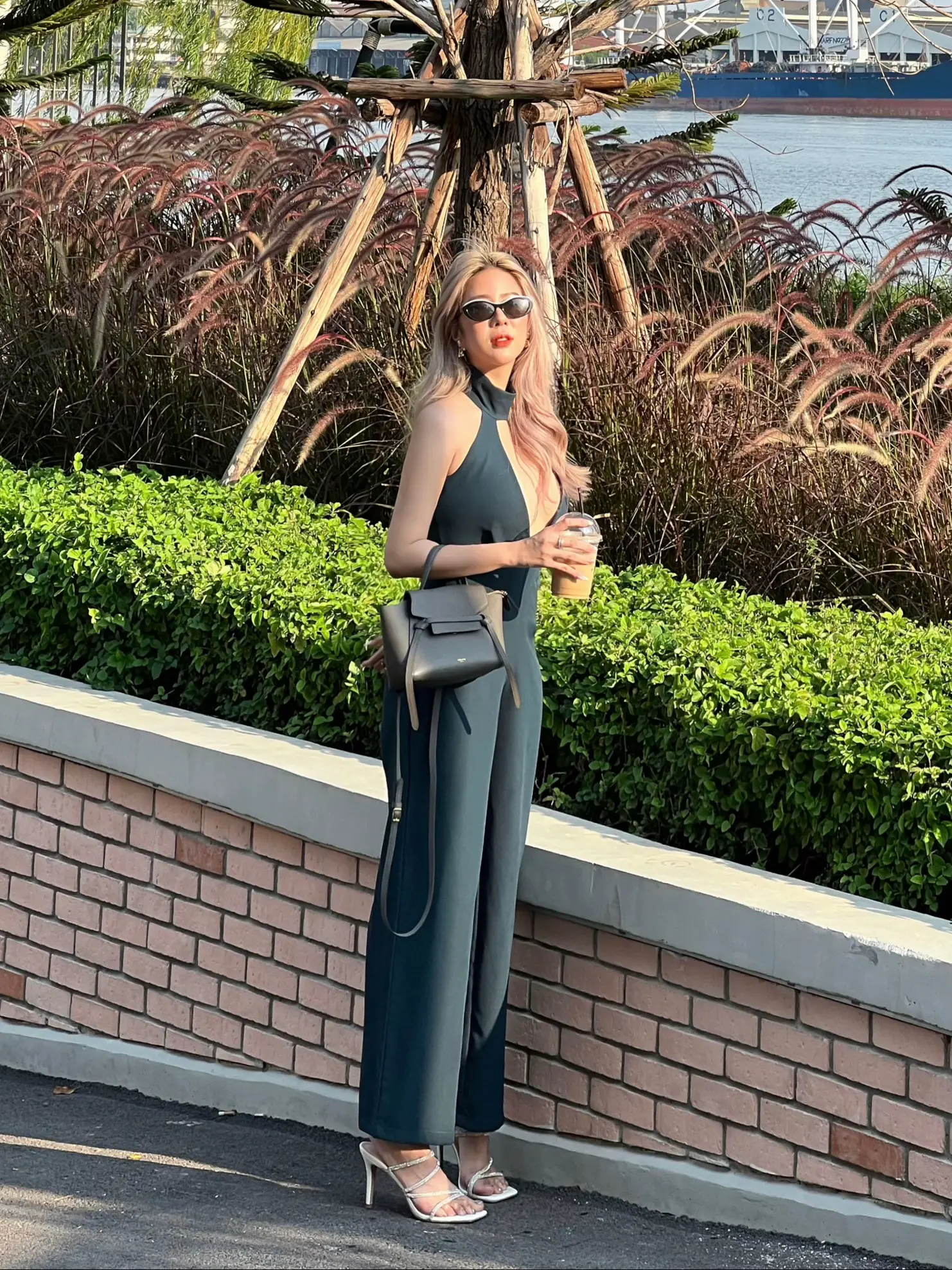 แจกไอเดียแต่งตัว (OOTD idea 👔) | แกลเลอรีที่โพสต์โดย บิ้วตี้ไดอารี่ ...