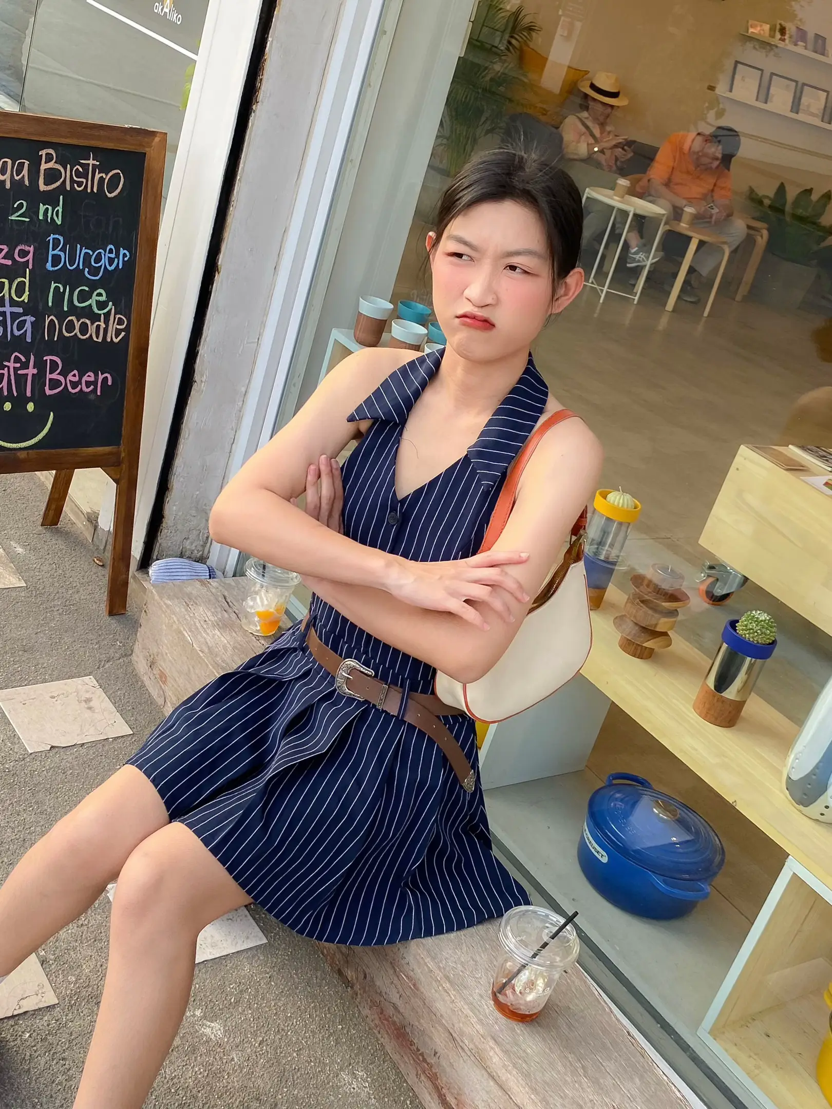 คาเฟ่เชียงใหม่มุมถ่ายรูปเก๋มาก issara coffee | แกลเลอรีที่โพสต์โดย Beamthicha | Lemon8