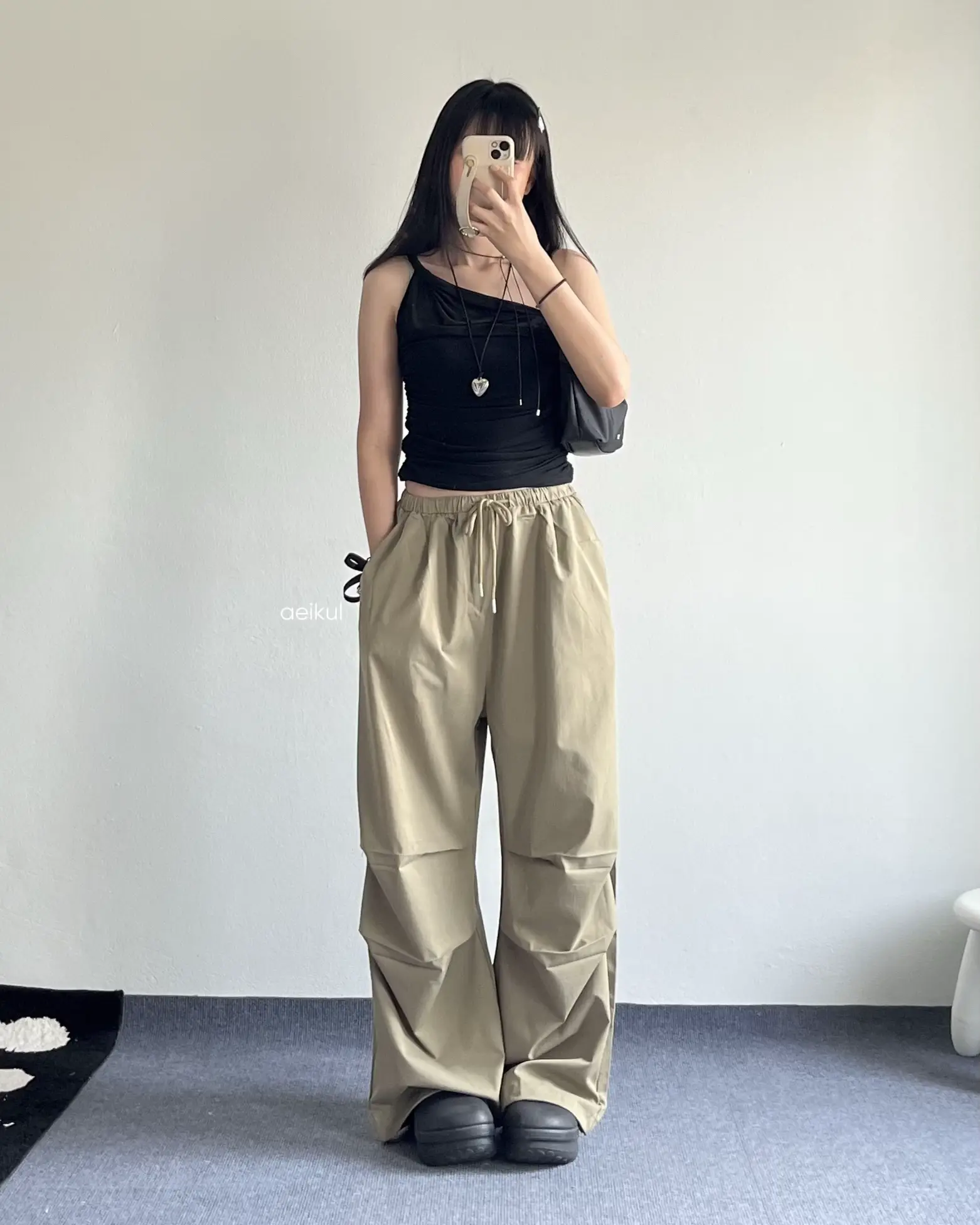 ไอเดียแต่งตัวไปคอน GOT7 💚👀! ชุดไหนดีคะ | แกลเลอรีที่โพสต์โดย a. | Lemon8