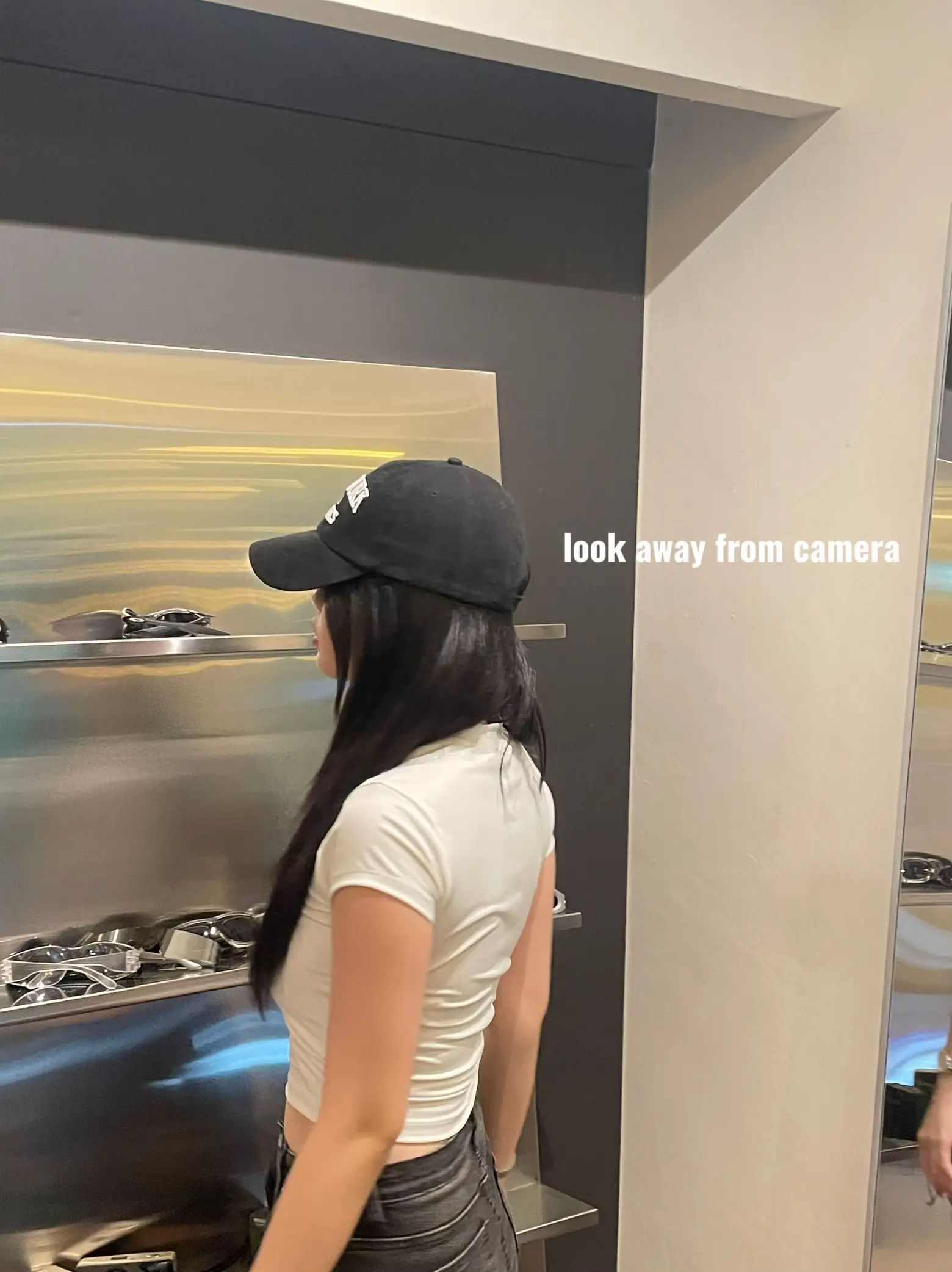 📸 POSE IDEAS WITH A CAP 😳🧢 | Gallery posted by kimnlh | Lemon8