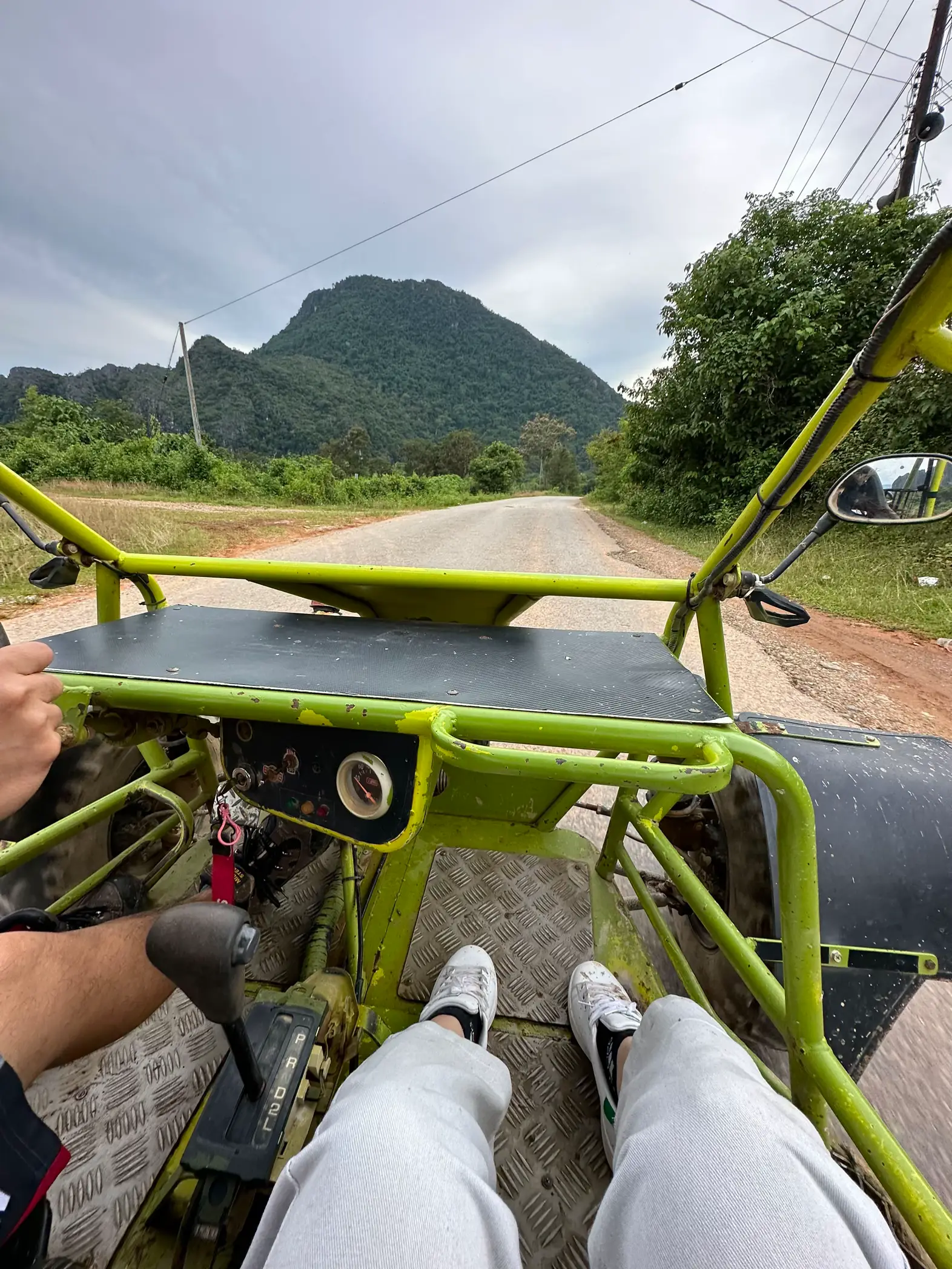 🇱🇦 Let’s go ขับบักกี้ ที่วังเวียง ลุย สนุก ฟีลแบบเกมยิง 🚙 | แกลเลอรีที่โพสต์โดย ˚ ༘ Patperries🥯 ...