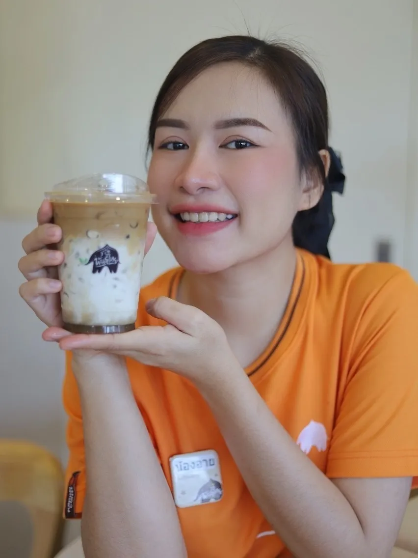 รีวิว : เมนูสุดฮิต ติดกระแส กาแฟพันธุ์ไทย 🐘 | แกลเลอรีที่โพสต์โดย Thapanee Sin🌵 | Lemon8