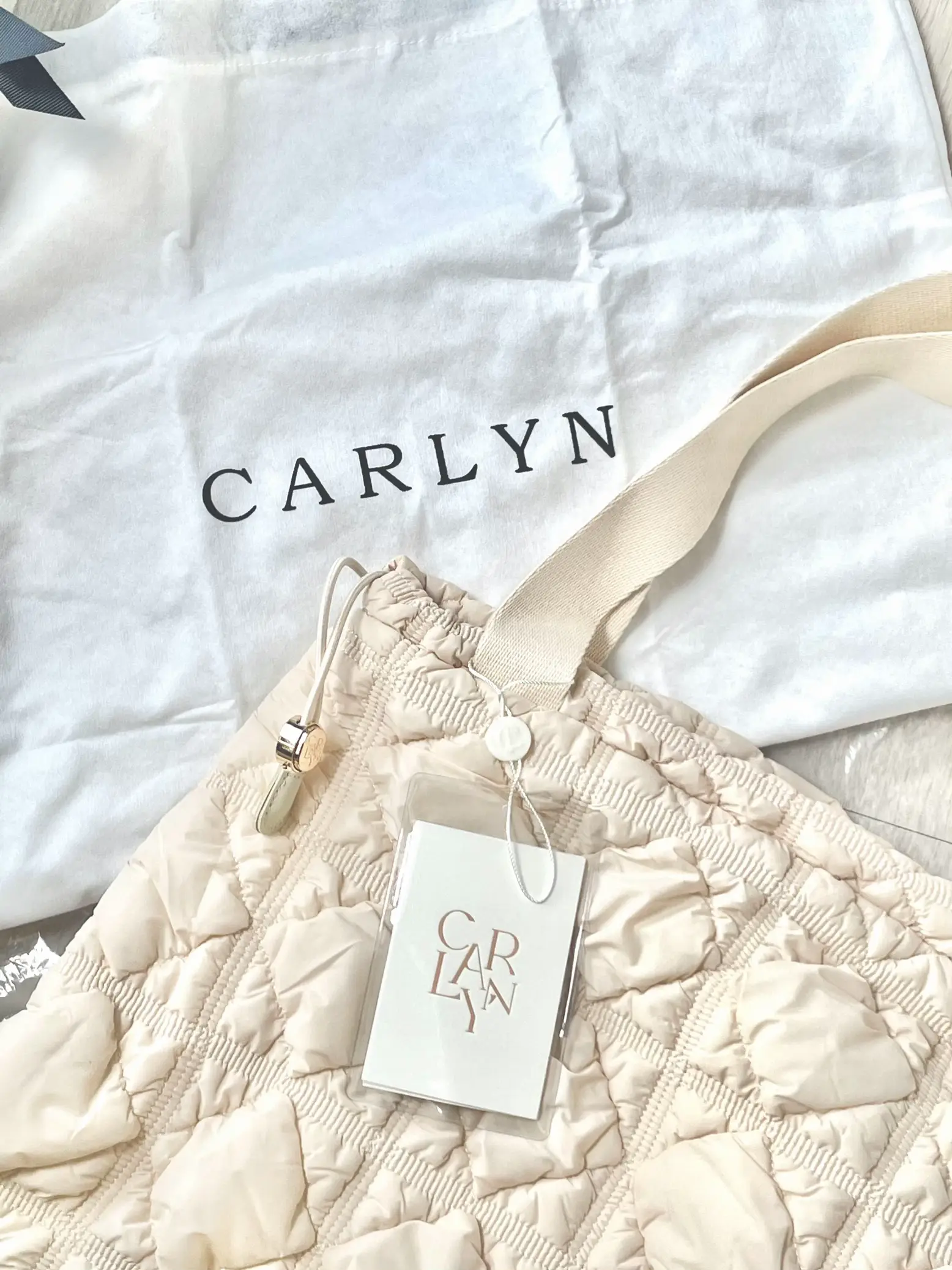 Review กระเป๋าเอาใจสายแบก CARLYN Weekender🤩💖 | แกลเลอรีที่โพสต์โดย py ...