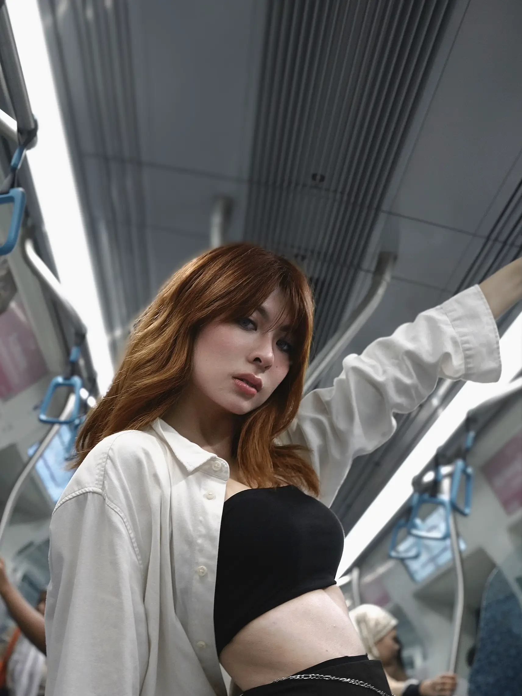 🇲🇾Taking the night train kind of photoshoot vibe📸 | Galeri disiarkan ...