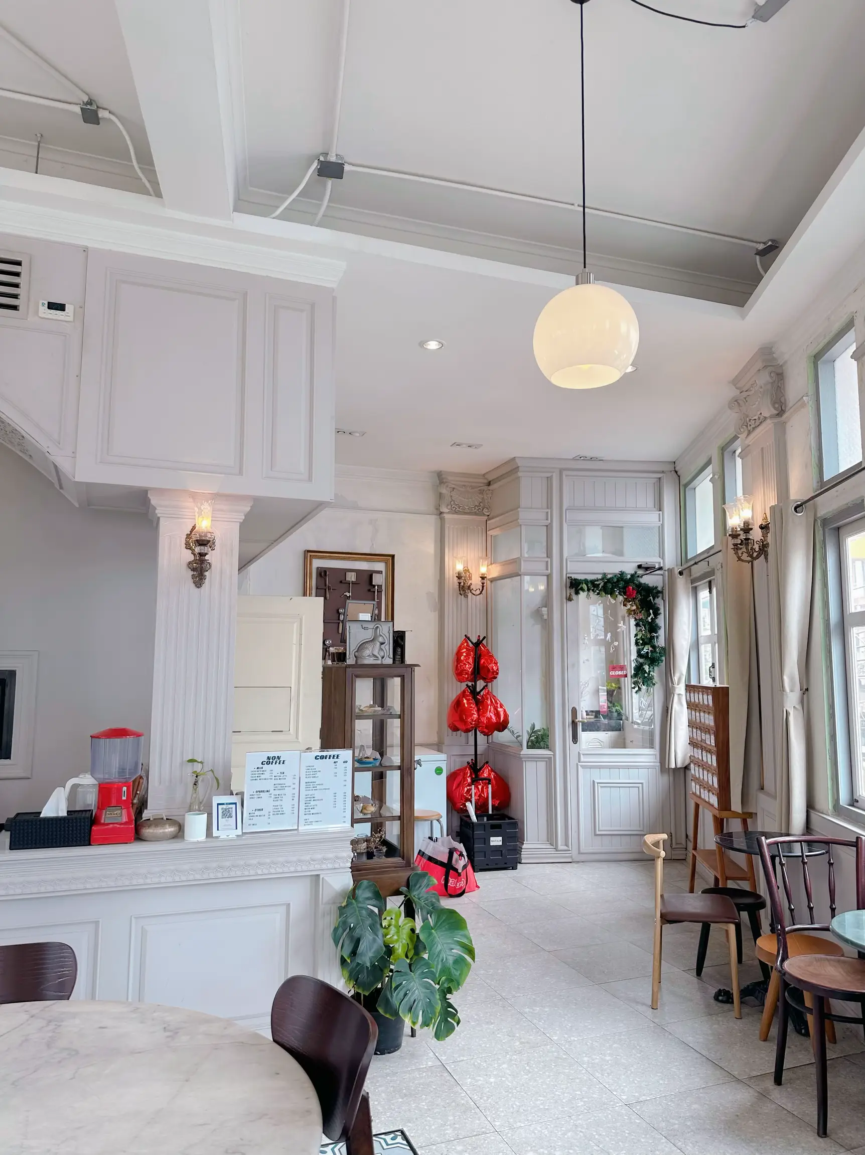 Maithe cafe (ไมที) ☕️ 🌷 วิวเมืองสุดฮิตต | แกลเลอรีที่โพสต์โดย Jaobeemm | Lemon8