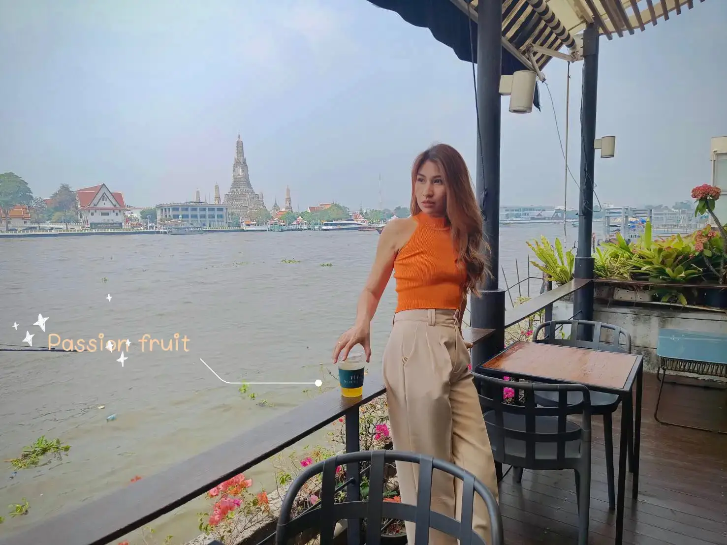 จิบชา ชมวิว ชิลล์ ริมน้ำ @ร้าน Vivi The Coffee Place | แกลเลอรีที่โพสต์ ...