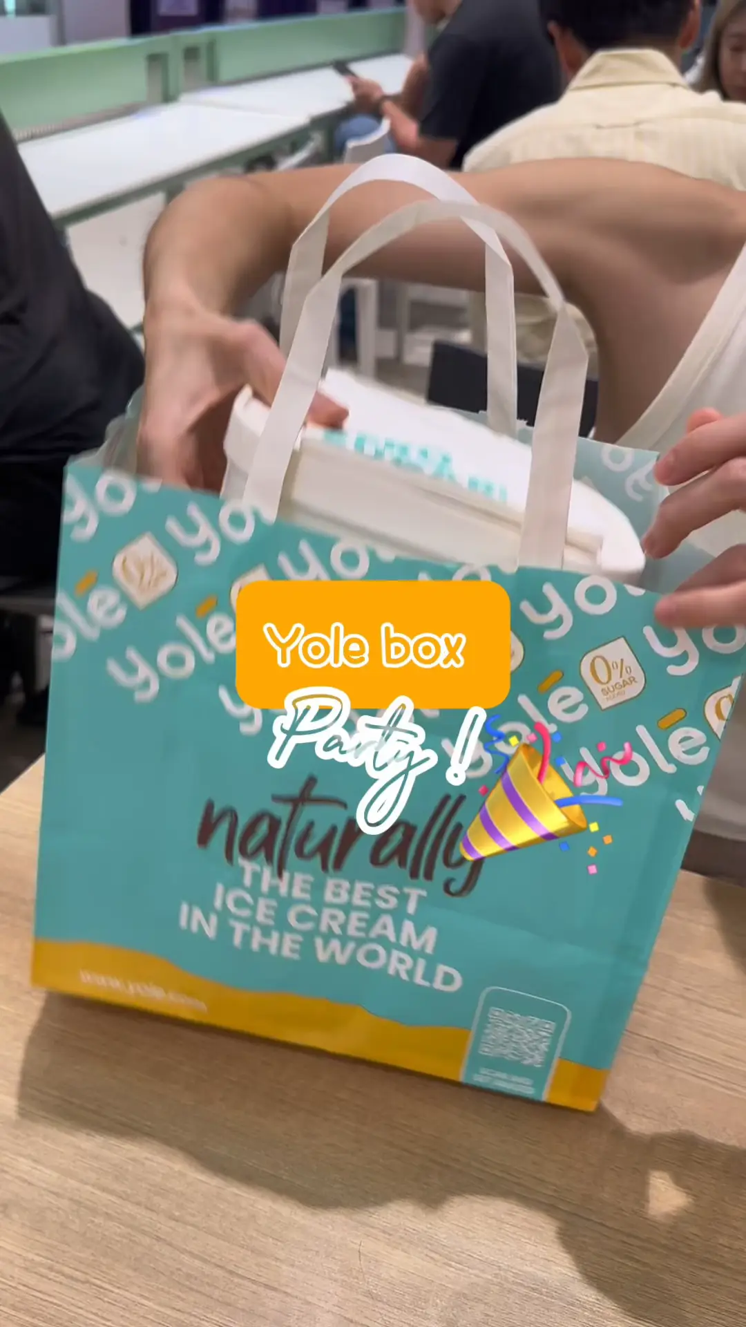 Yole box party คุ้มมั้ยน้าาา | วิดีโอที่เผยแพร่โดย Yolé Thailand | Lemon8