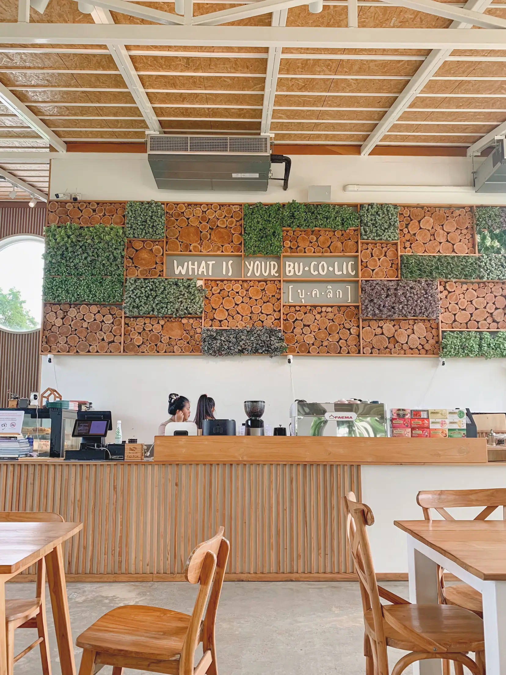 คาเฟ่ฟีลเมืองนอกที่เขาใหญ่ | BUCOLIC Cafe⛰️🍃 | แกลเลอรีที่โพสต์โดย ...