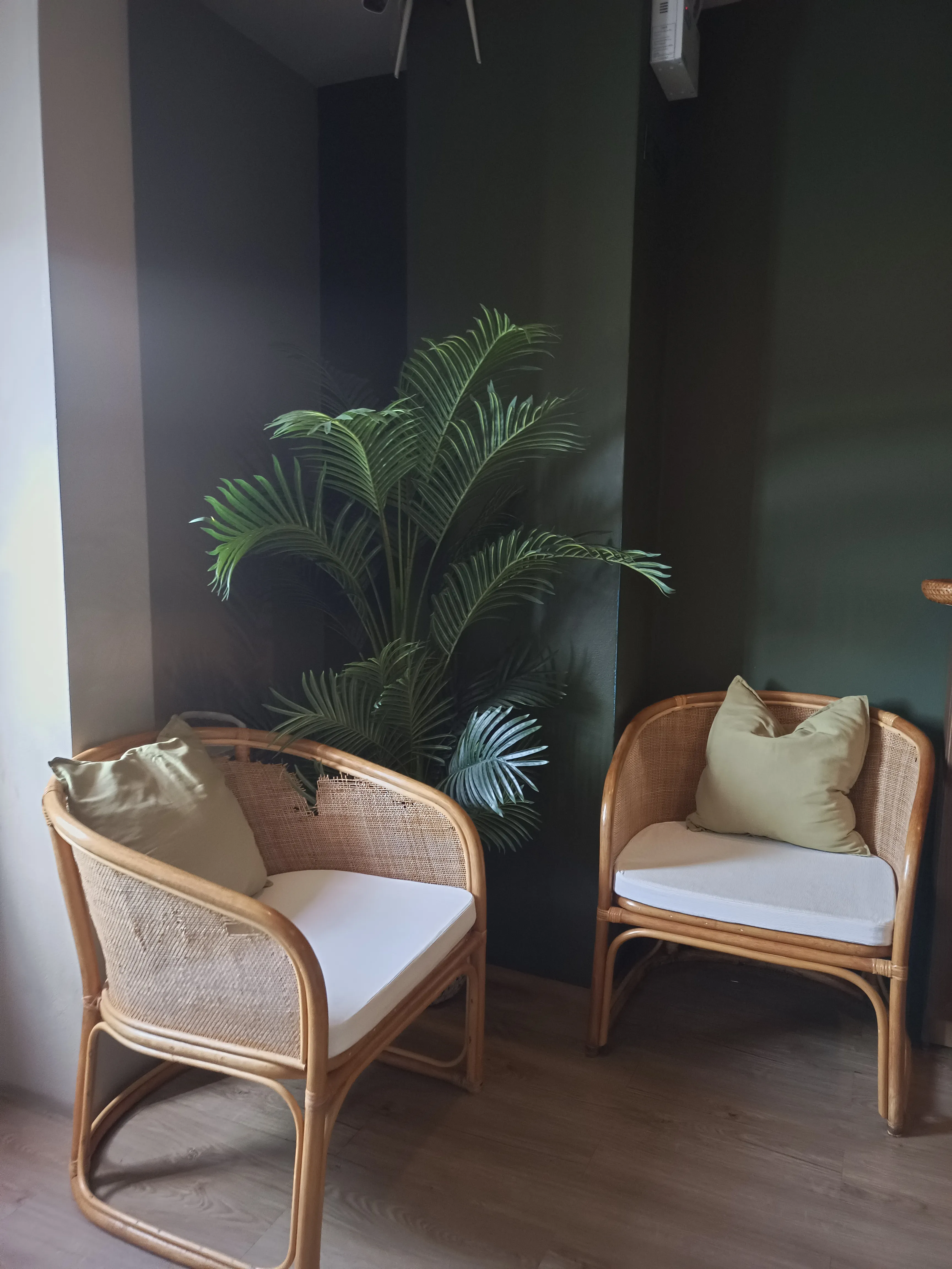 ร้านนวด ภูเก็ตที่ห้ามพลาด!!! | แกลเลอรีที่โพสต์โดย Angvimj | Lemon8