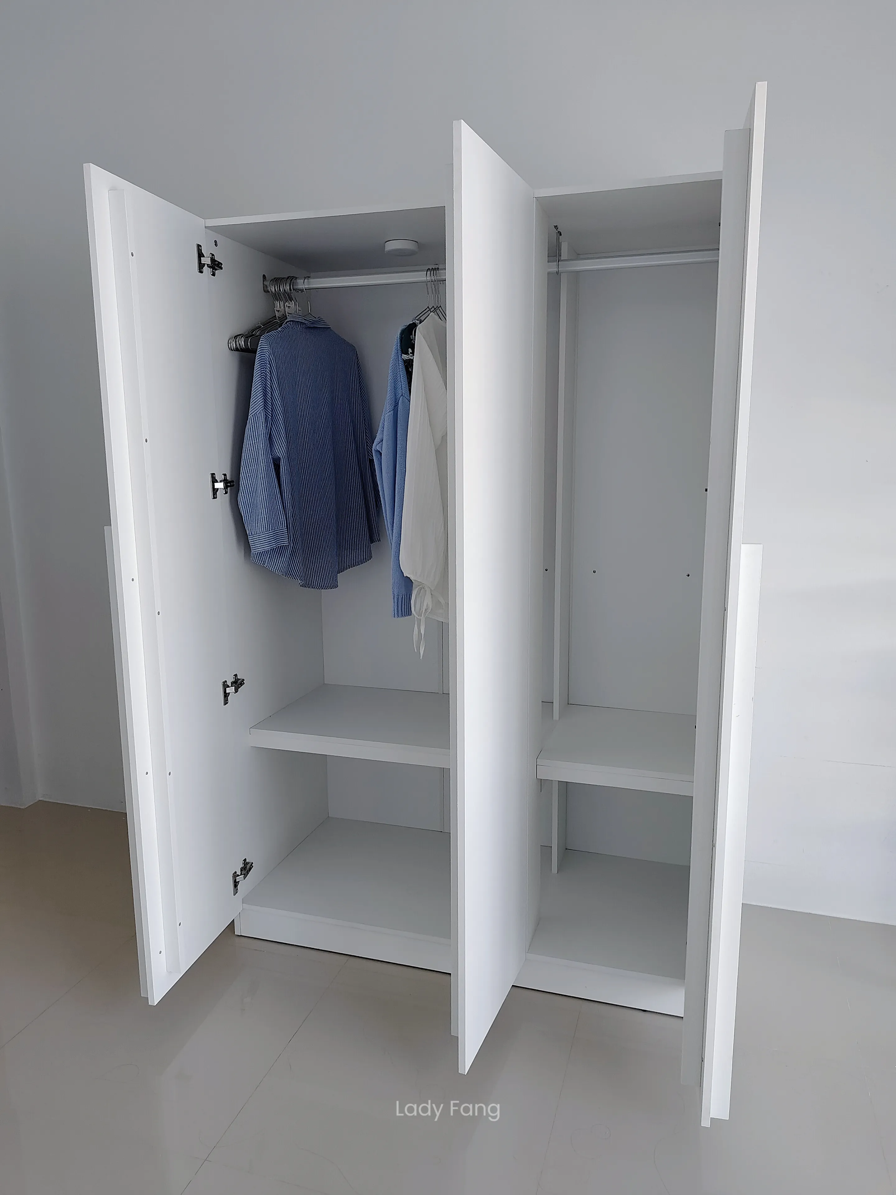 รีวิวตู้เสื้อผ้าสวยมินิมอล งบ 3xxx | แกลเลอรีที่โพสต์โดย LADY FANG 🍋 ...