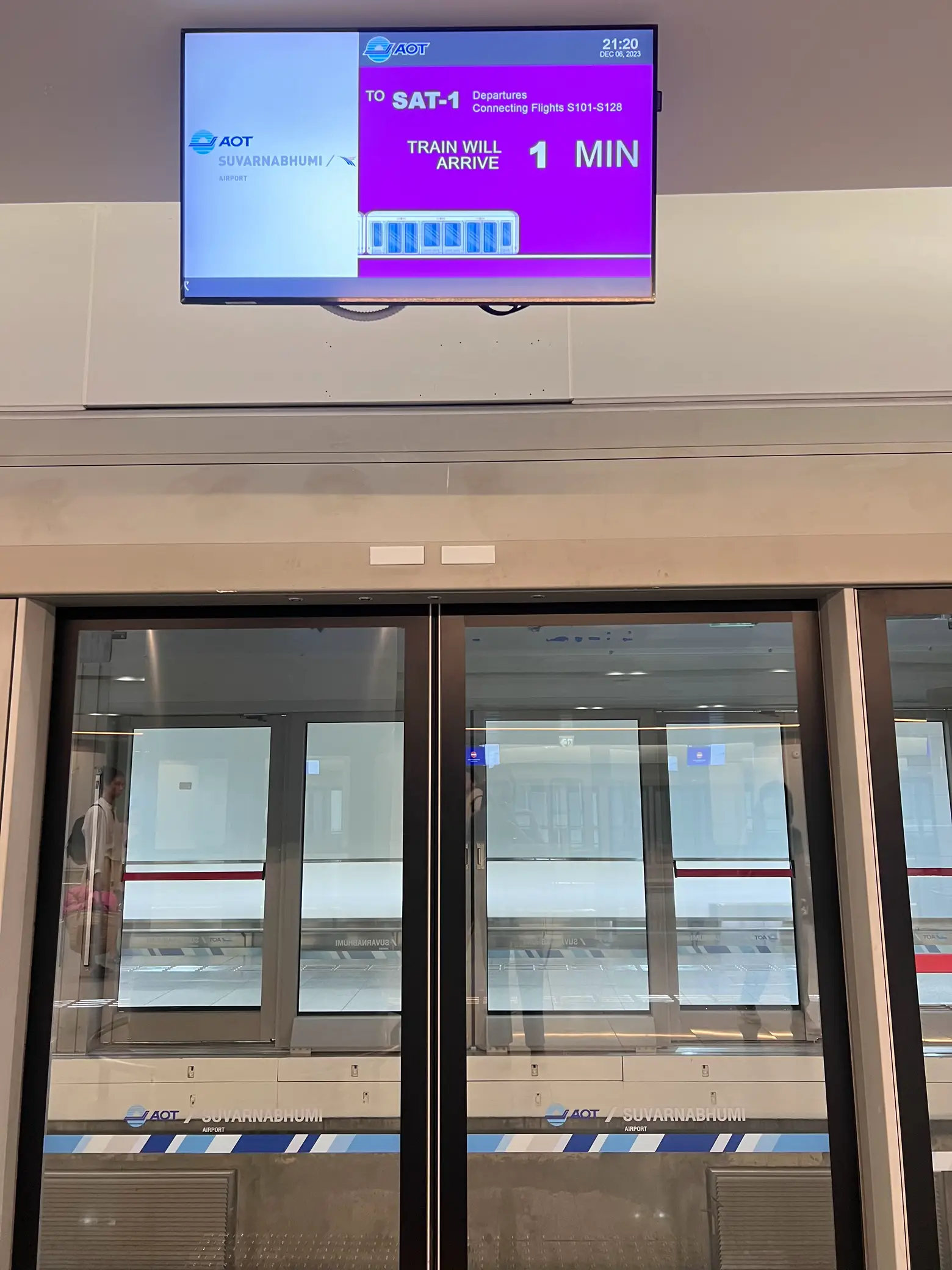 SAT-1 อาคารใหม่สนามบินสุวรรณภูมิ ️ | แกลเลอรีที่โพสต์โดย pinksornsawan | Lemon8