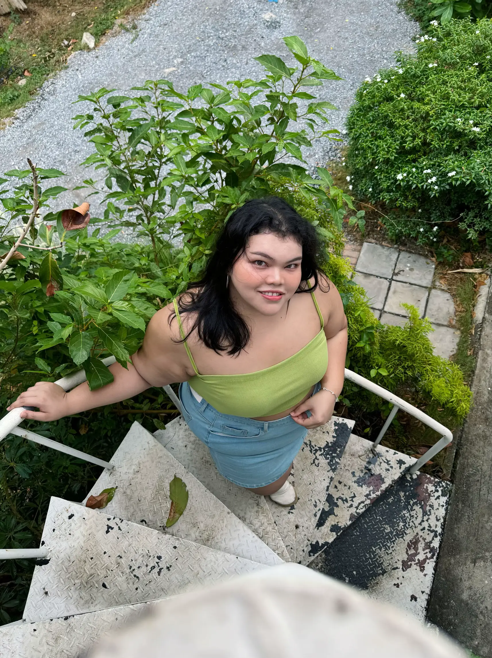 คาเฟ่ลับย่านจรัญ กับสาวเจ้าเนื้อ | แกลเลอรีที่โพสต์โดย Chanakan | Lemon8