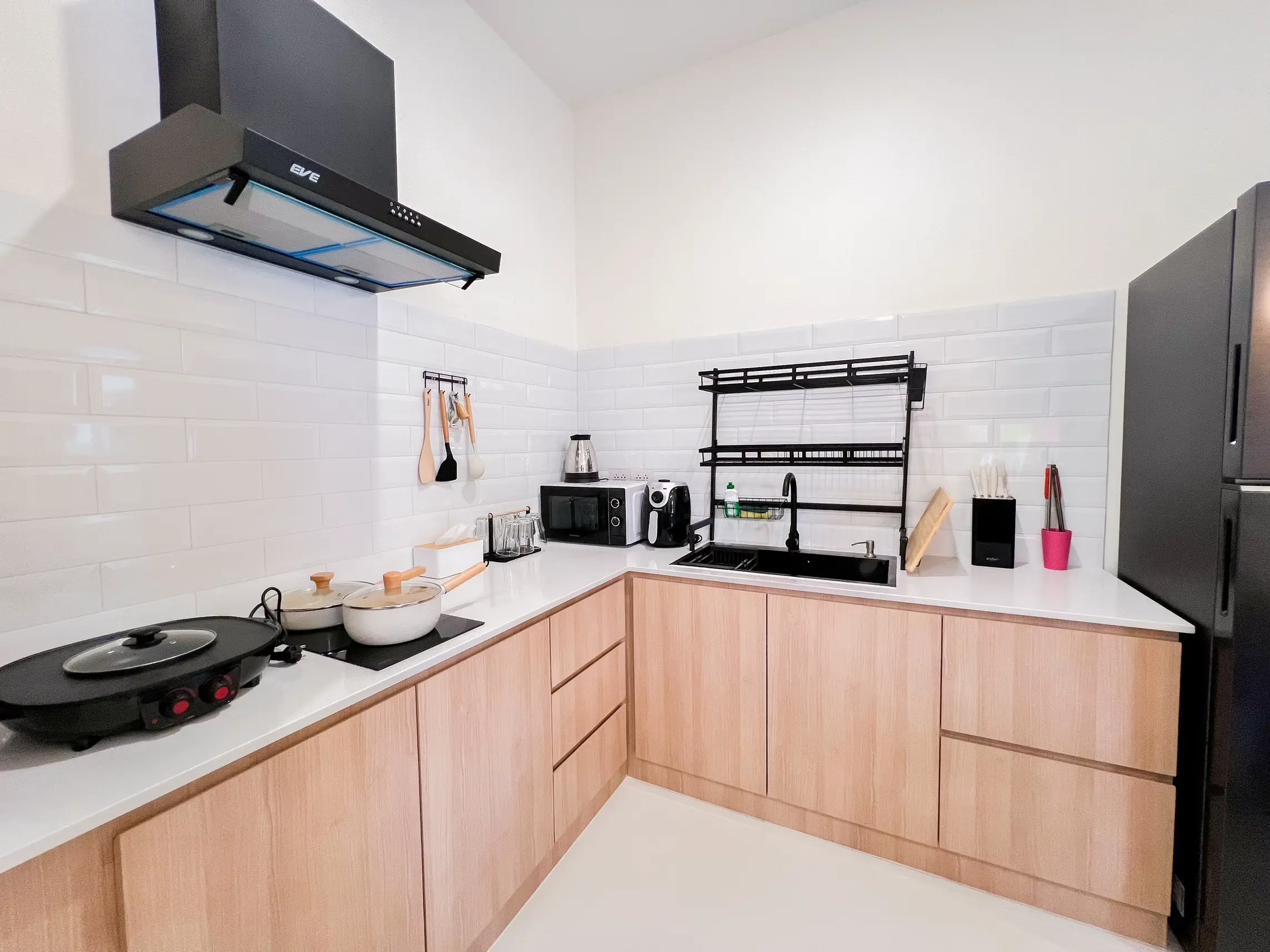 The Teak พูลวิลล่าสัตหีบ | แกลเลอรีที่โพสต์โดย Kaori Kaow | Lemon8