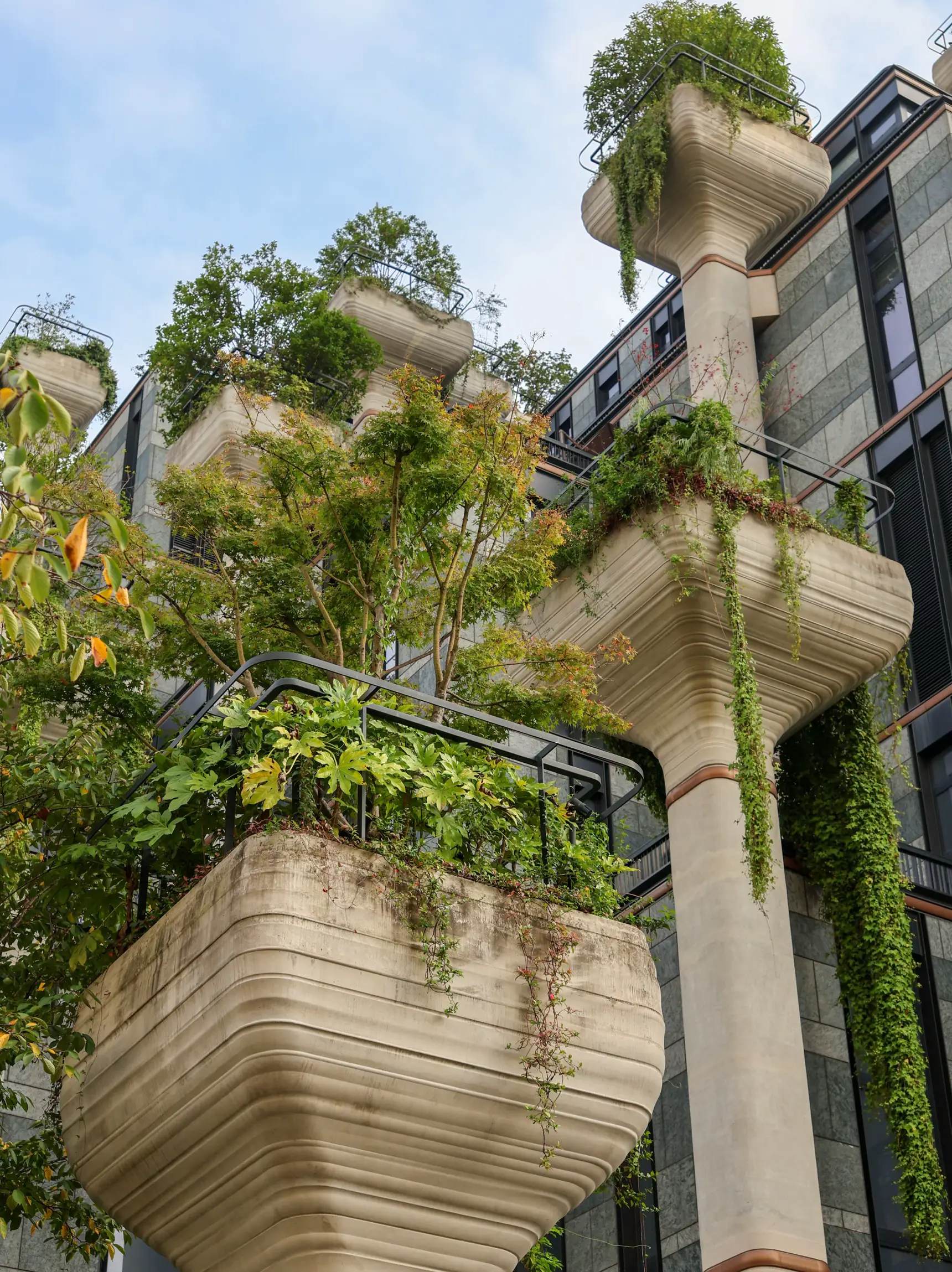 Tianan Thousand Trees: แลนด์มาร์คใหม่กลางเซี่ยงไฮ้ 🌳 | แกลเลอรีที่โพสต์ ...