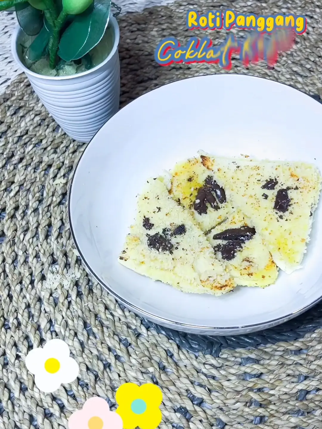 Ide kreasi roti tawar Biki | Video dipublikasikan oleh Zalina A Naura | Lemon8