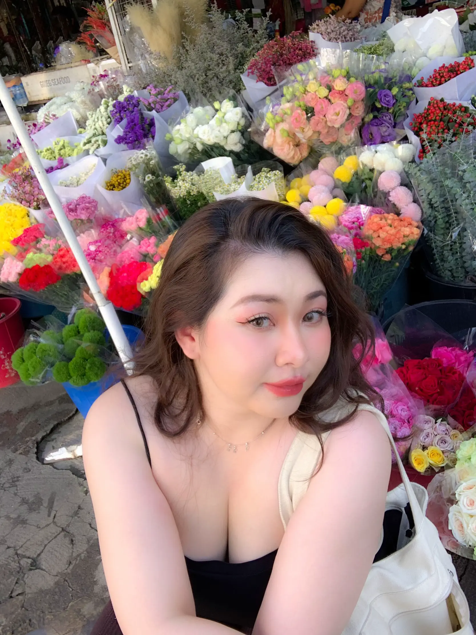 💐แจกพิกัดตลาดดอกไม้เชียงใหม่ | แกลเลอรีที่โพสต์โดย Yokmoki | Lemon8