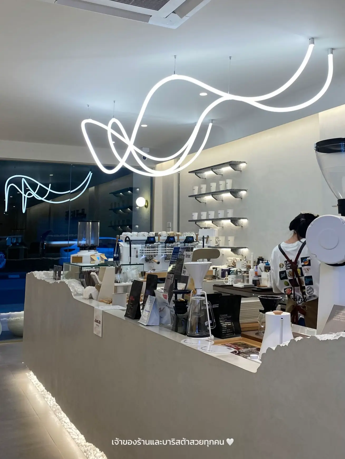 JULE (จูล) คาเฟ่อวกาศ ภูเก็ต 🪐 | แกลเลอรีที่โพสต์โดย T’dia Dearrii | Lemon8