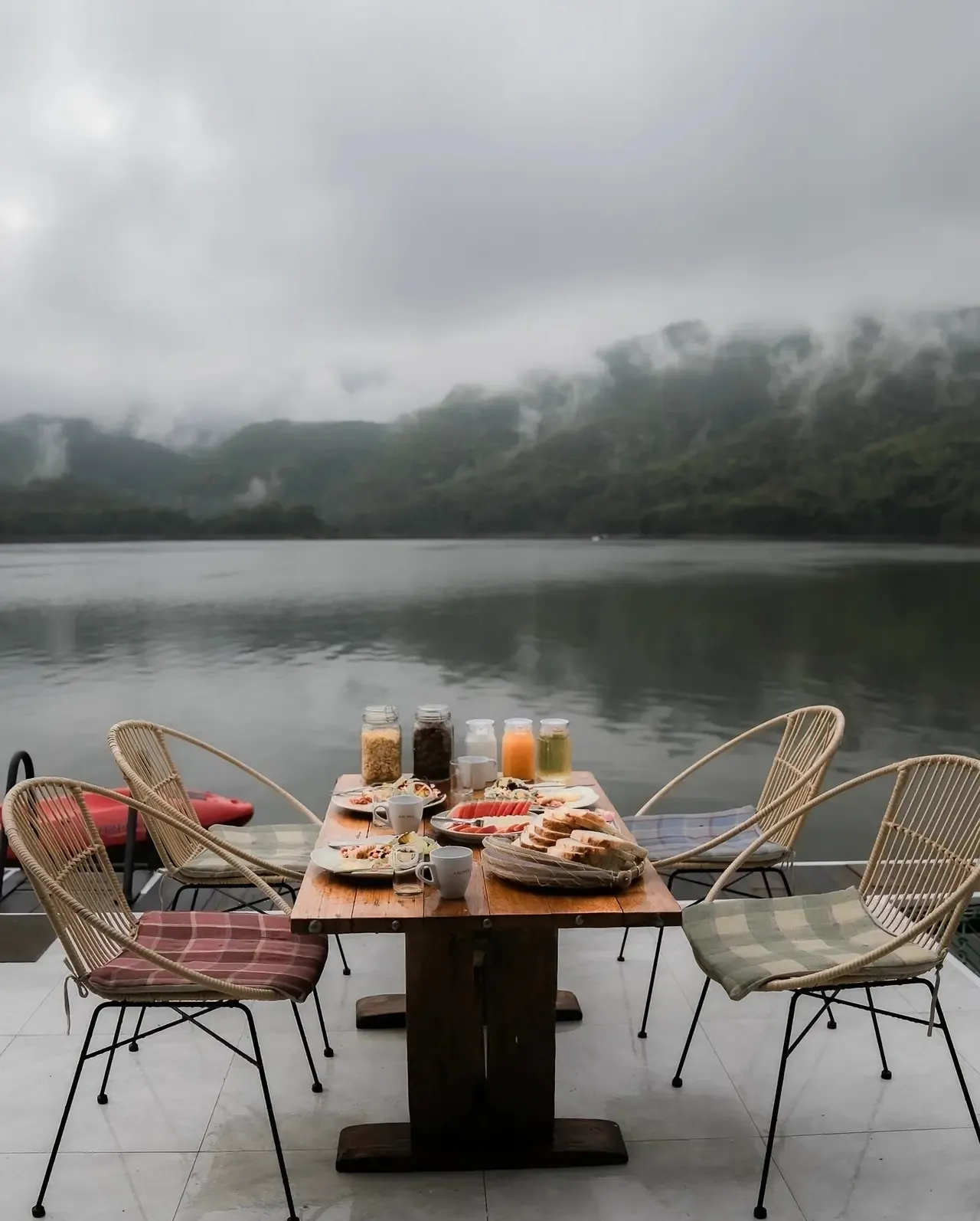 ลอยภิรมย์ | แกลเลอรีที่โพสต์โดย mountain float | Lemon8