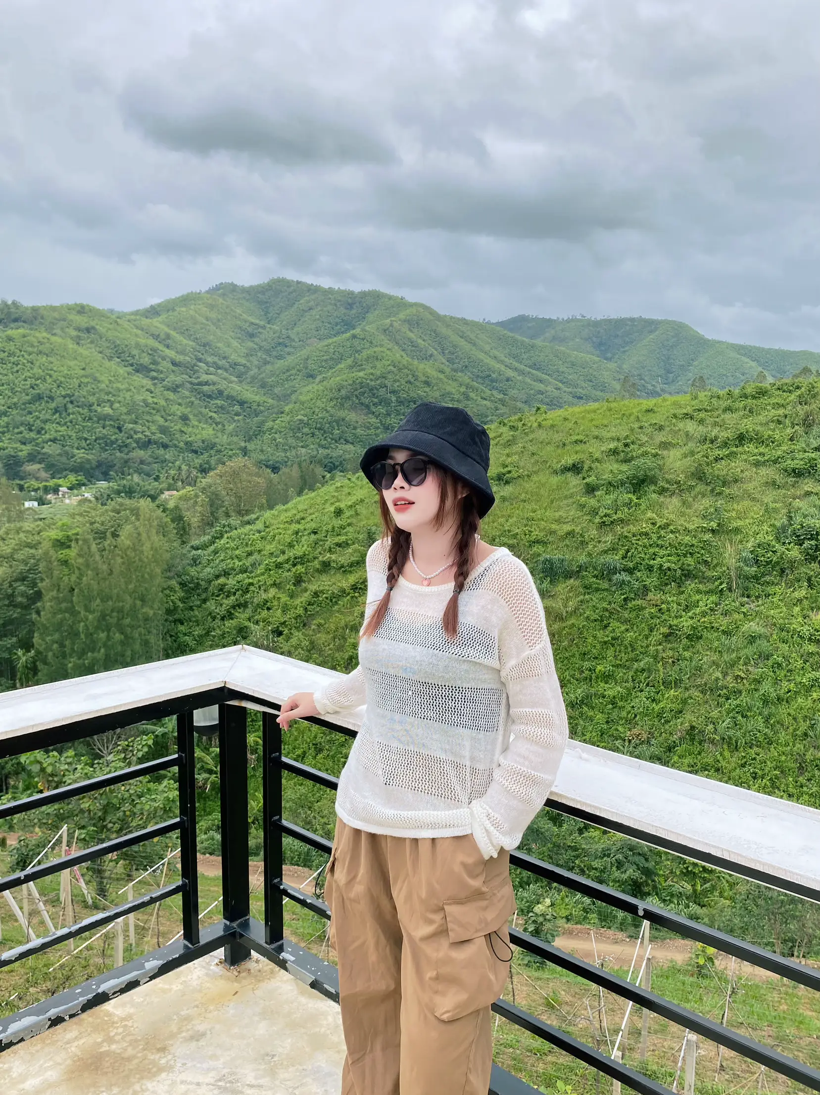 SOMEWHERE | แกลเลอรีที่โพสต์โดย Rainnie🌧️ | Lemon8