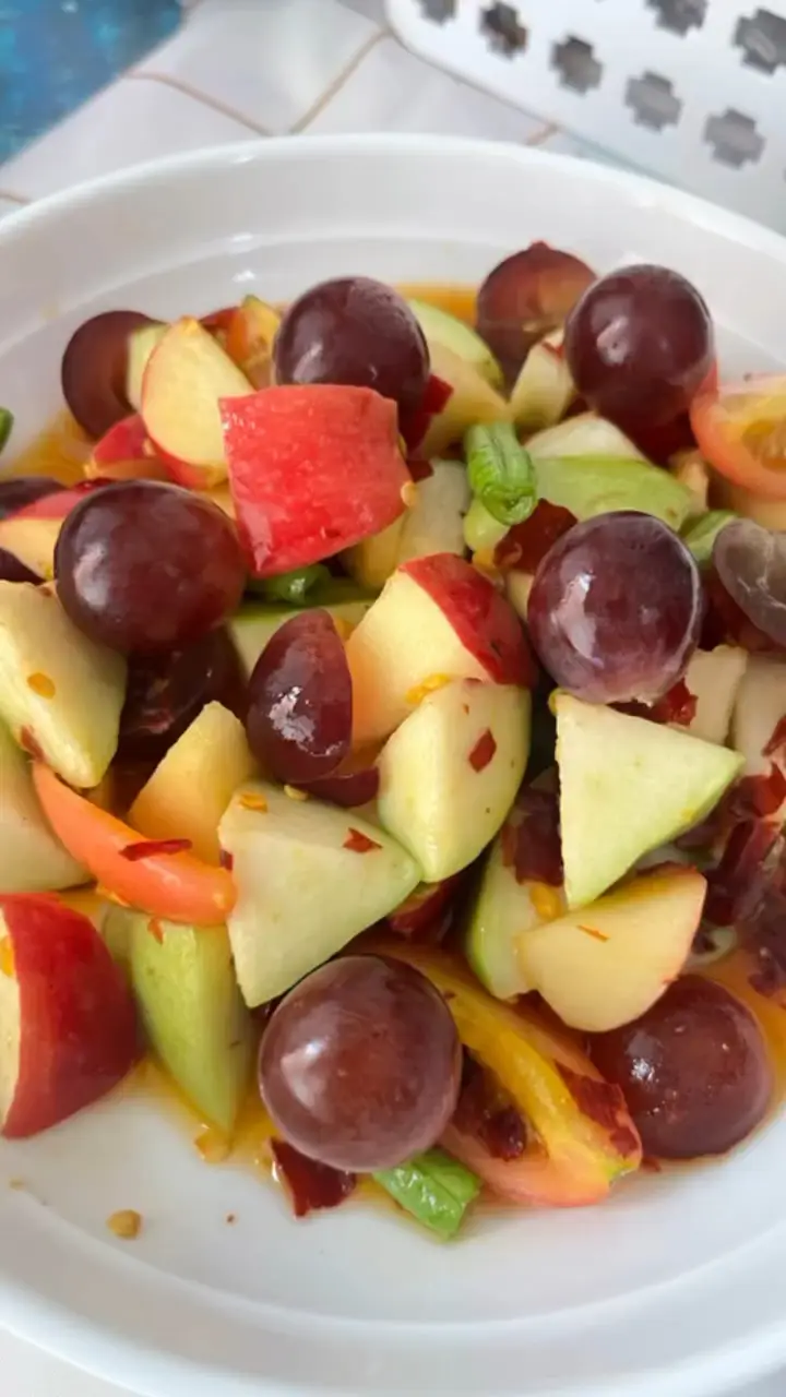 ตำผลไม้ 🍎🍇🍏 | วิดีโอที่เผยแพร่โดย Pom Pam | Lemon8